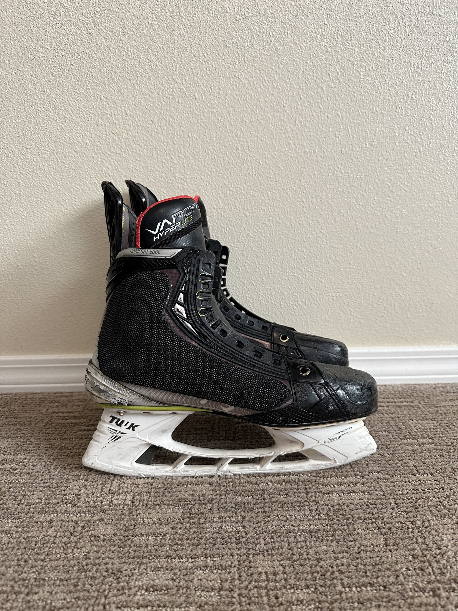 Bauer Size 9.5 Fit 1 Vapor Hyperlite Hockey Skates NO BLADES/NEW LACES ...