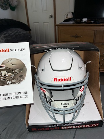Youth New Small Riddell SpeedFlex Helmet | SidelineSwap