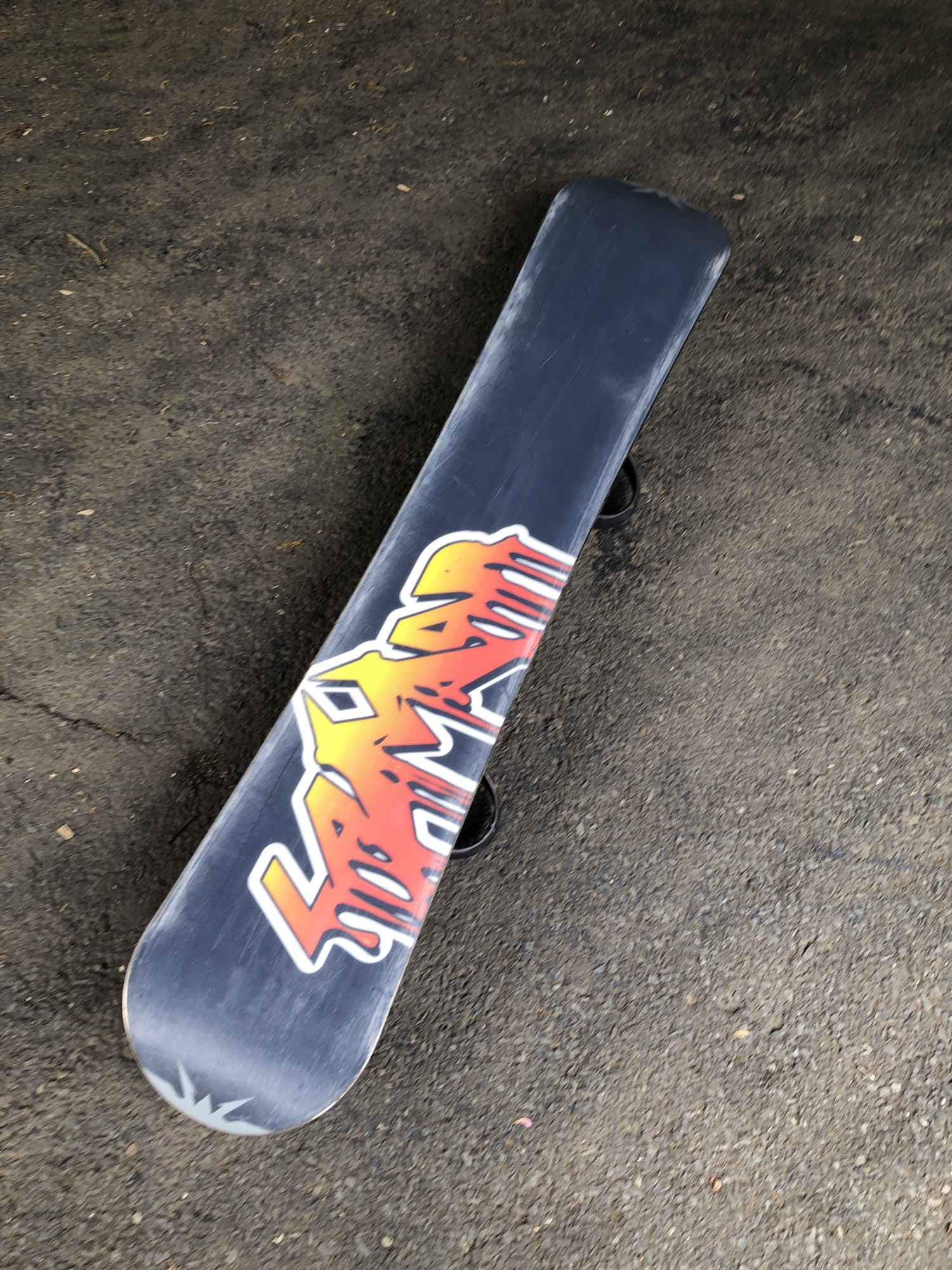 Used Lamar Diablo Snowboard with Bindings (151cm) | SidelineSwap