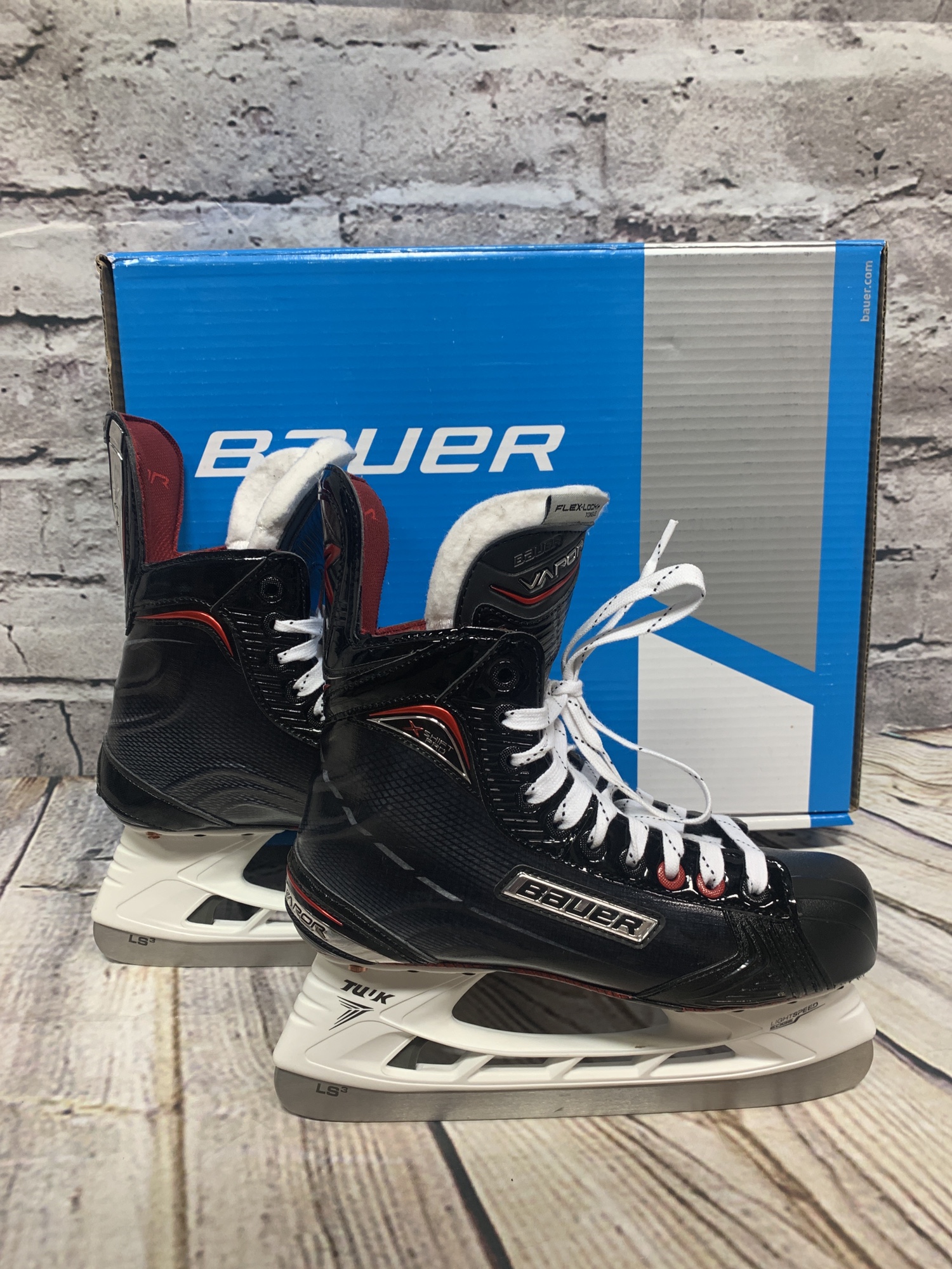 New Bauer Regular Width Size 6 Vapor X Shift Pro Hockey Skates ...