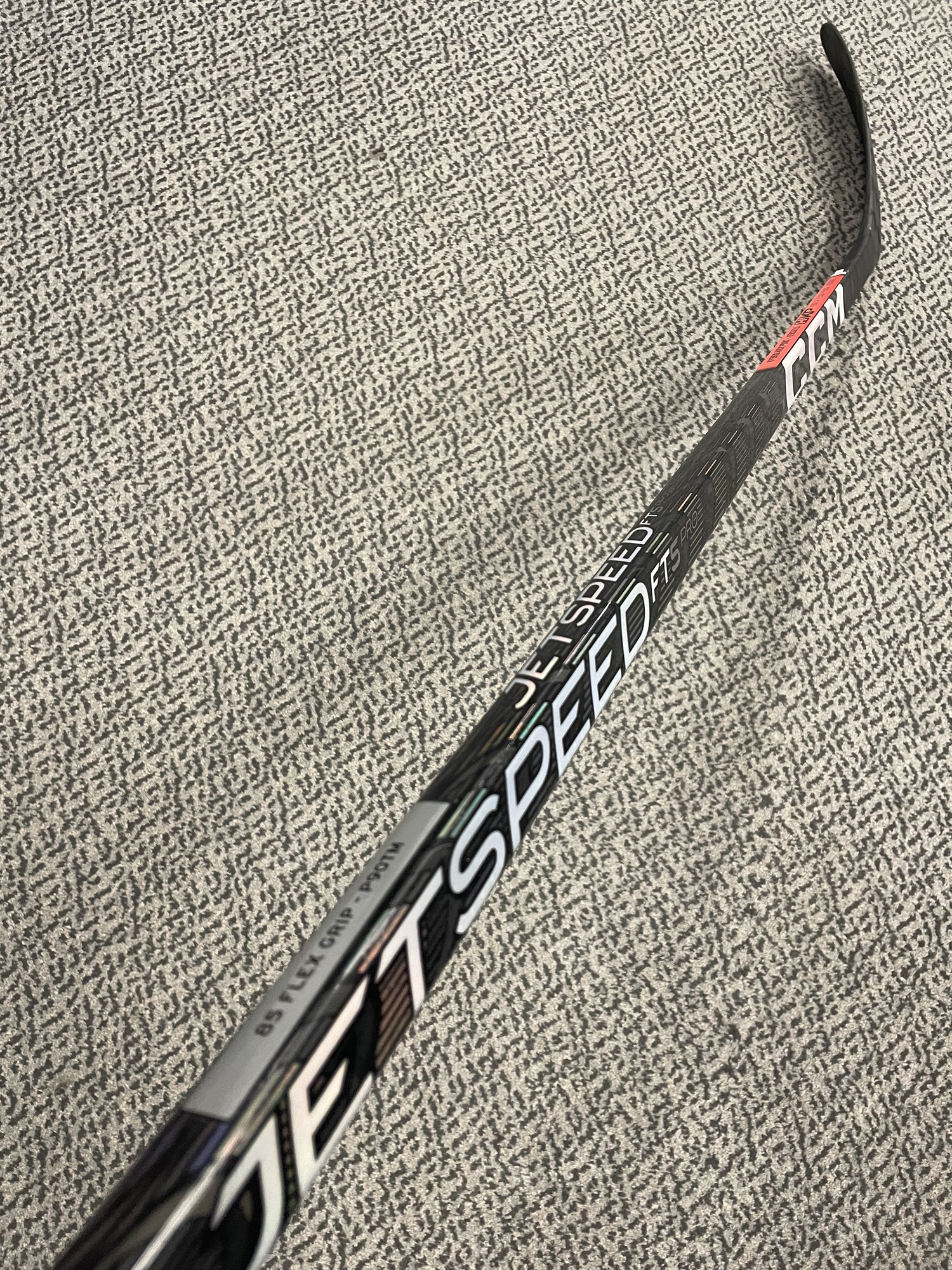 CCM chrome FT5 Pro 85 flex P90TM curve right hand stick | SidelineSwap
