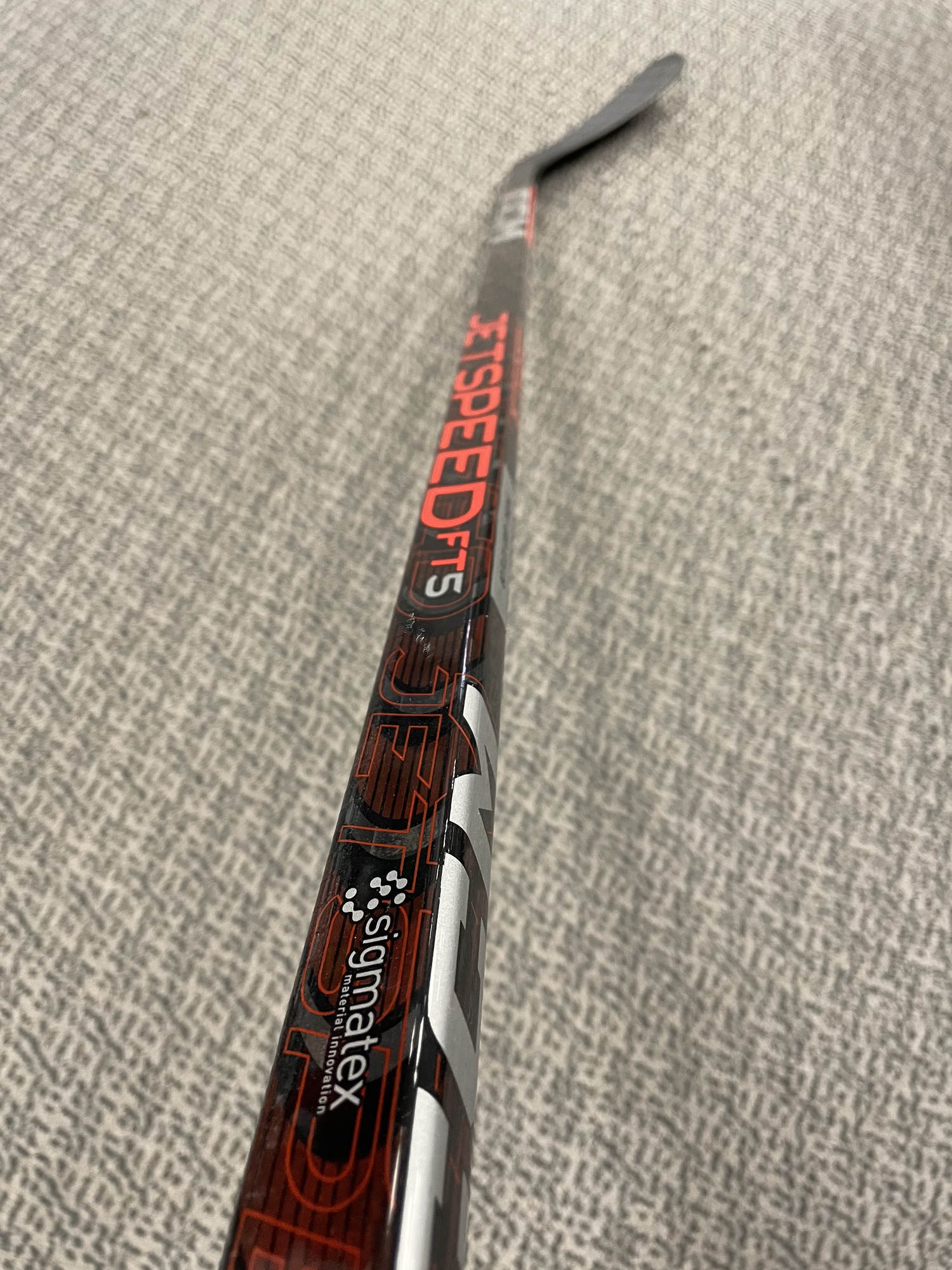 CCM Jetspeed FT5 80 flex P90TM right hand stick | SidelineSwap