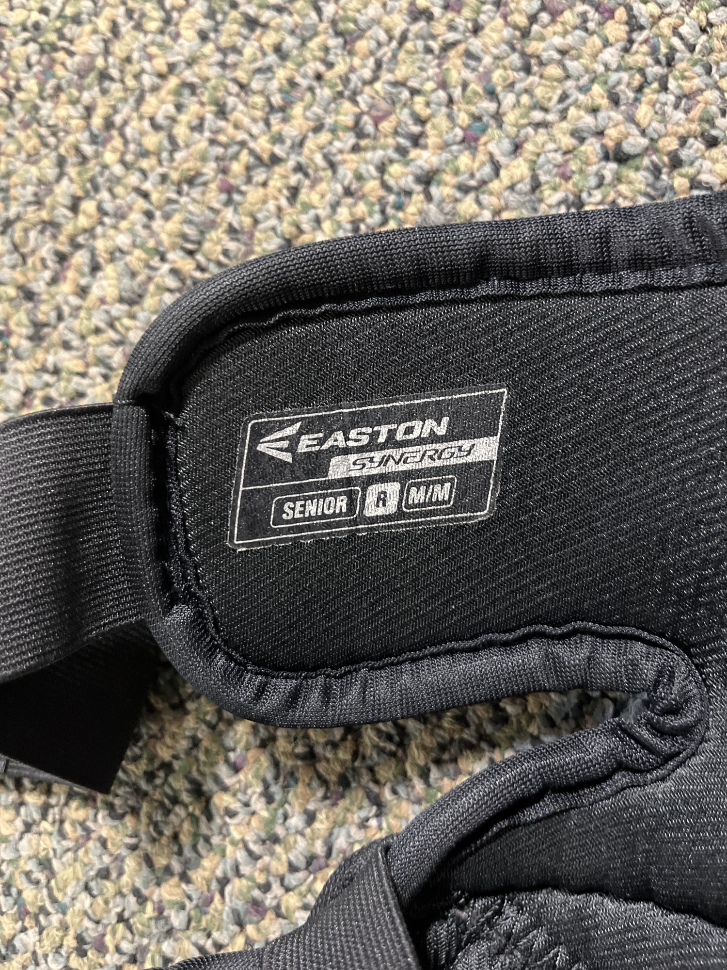 Used Medium Easton Synergy Elbow Pads | SidelineSwap