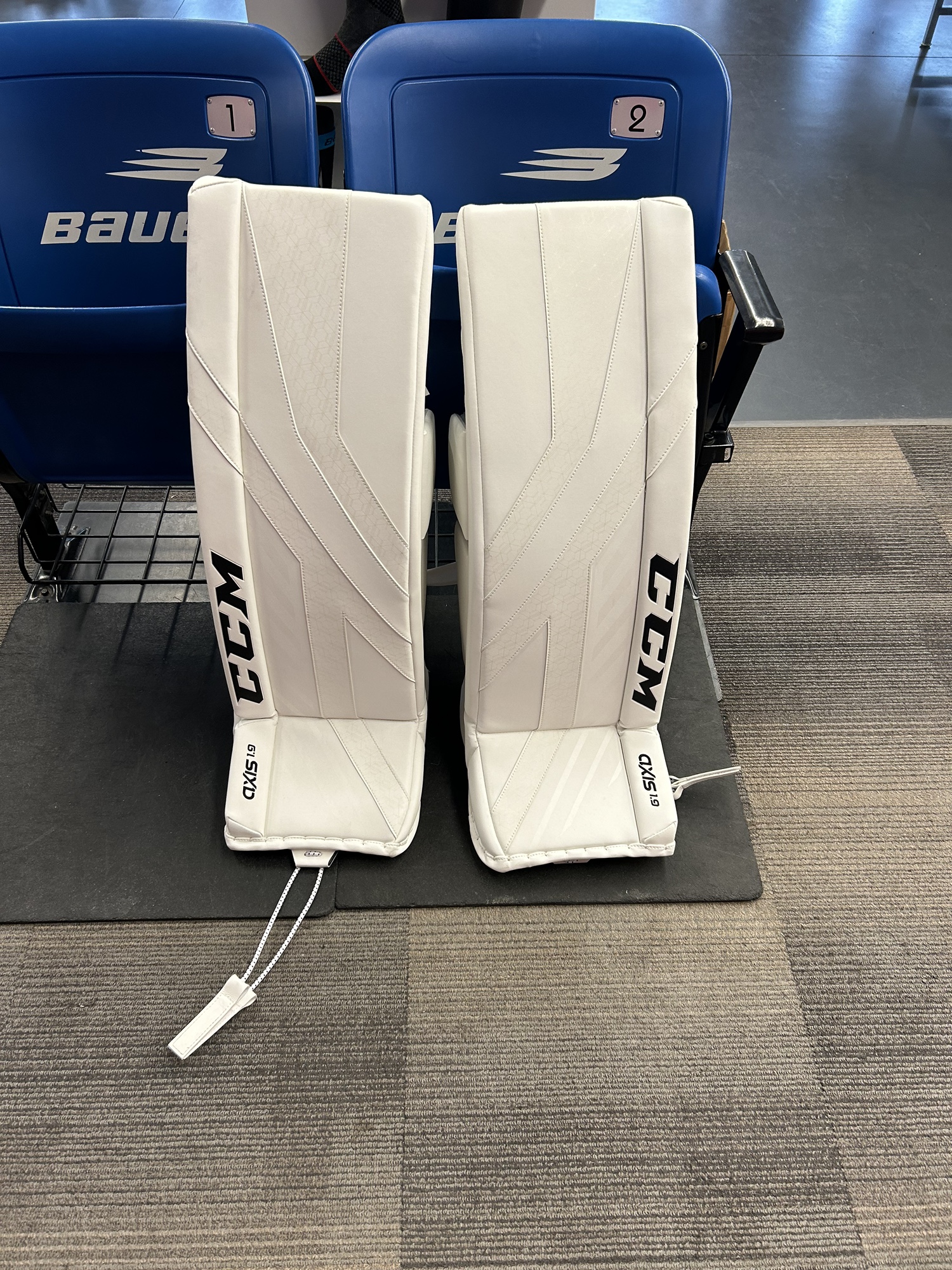 34" CCM Axis 1.9 Goalie Leg Pads | SidelineSwap