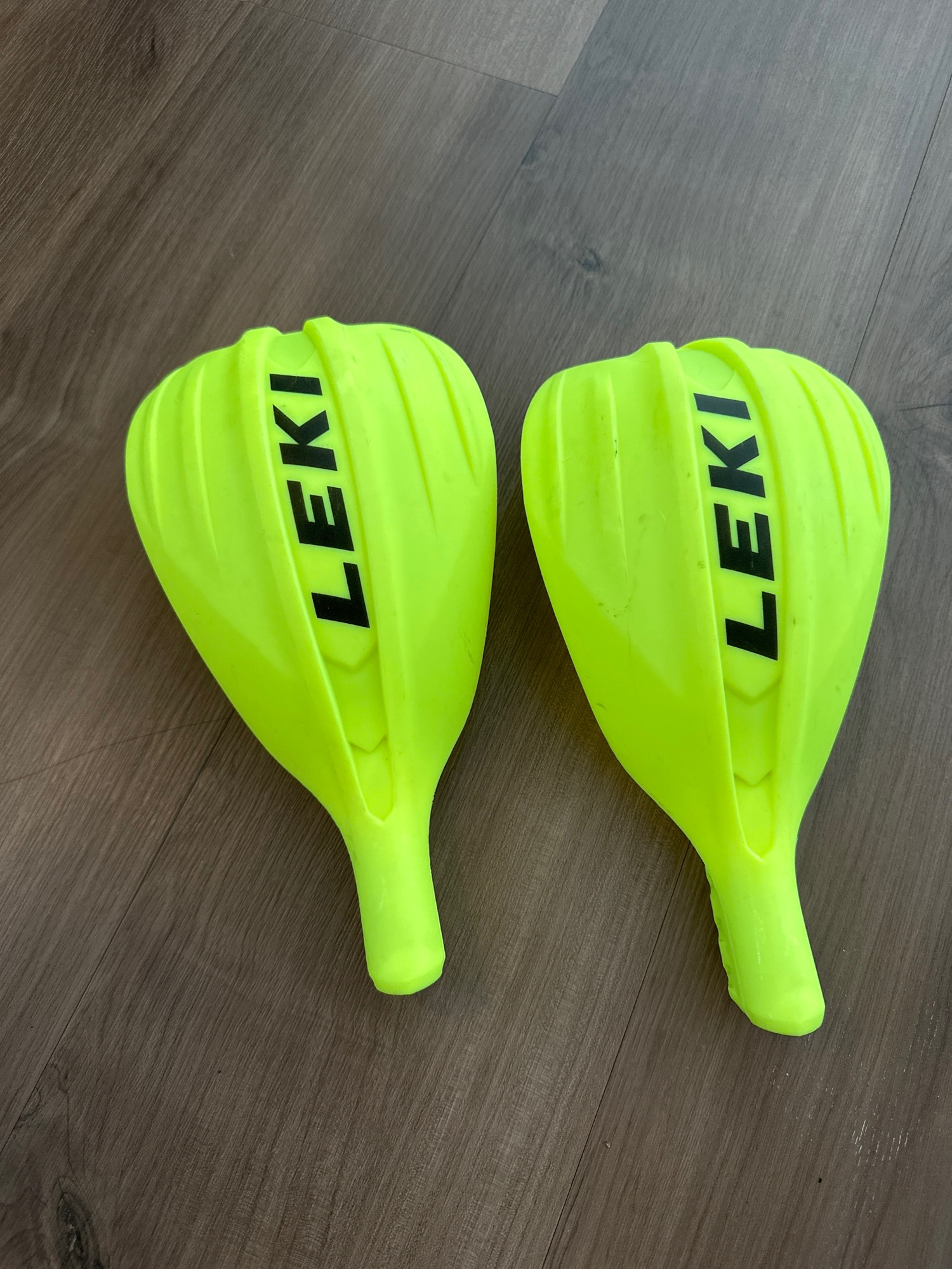 LIKE NEW Leki Cobra Full Wrap SL Guard | SidelineSwap