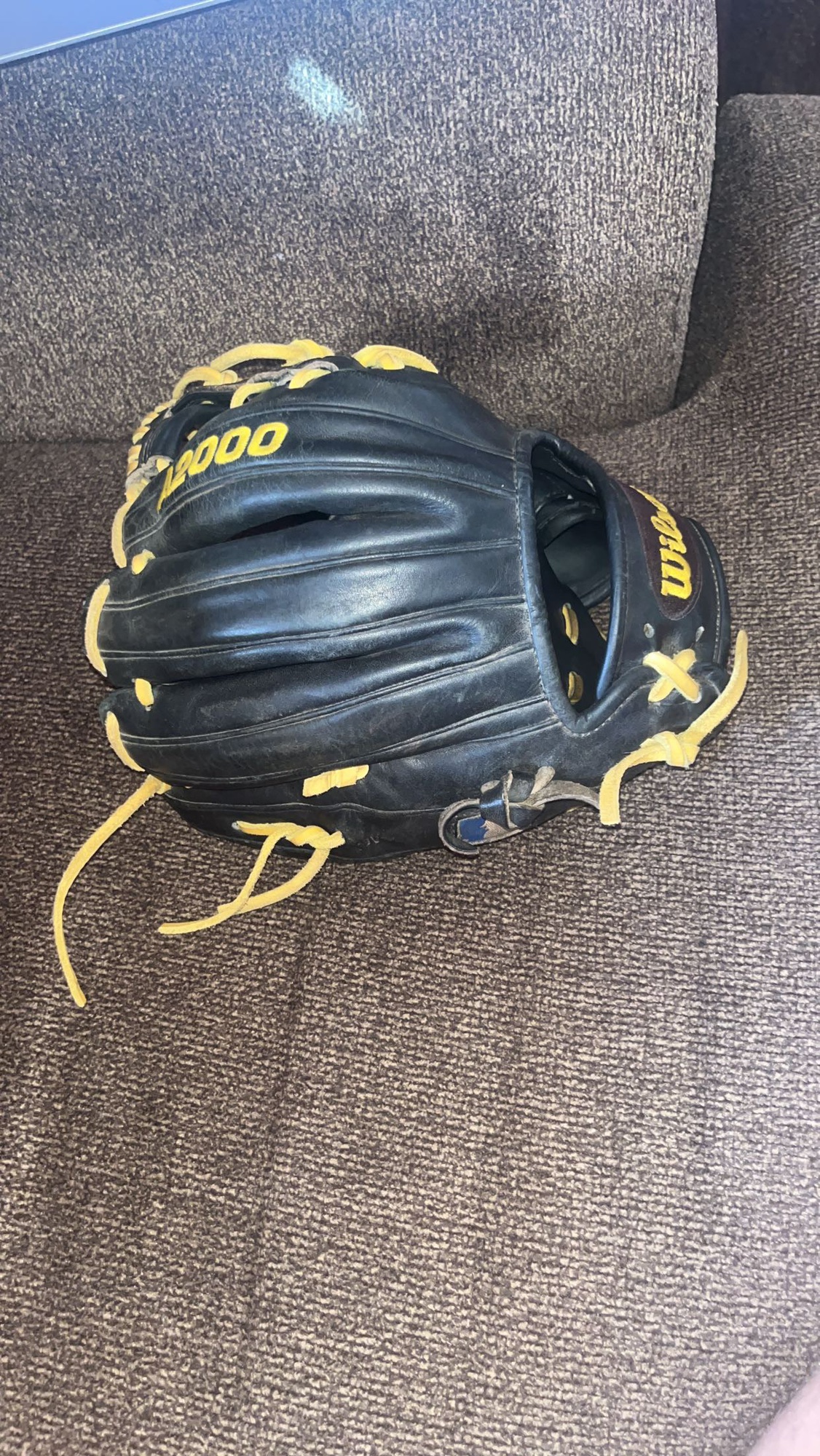 11.5" Custom Re-Laced Wilson A2000 DP15 Infield Glove - Right Hand ...
