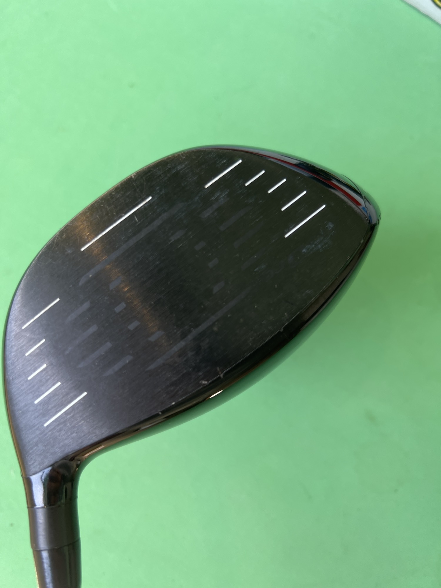 Used Men's Cleveland CG Black 265 Right Driver 10.5 | SidelineSwap