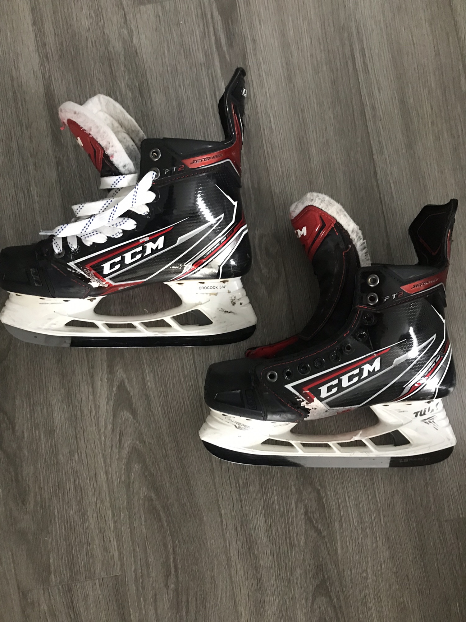Used CCM Regular Width Pro Stock Size 7 JetSpeed FT2 Hockey Skates ...