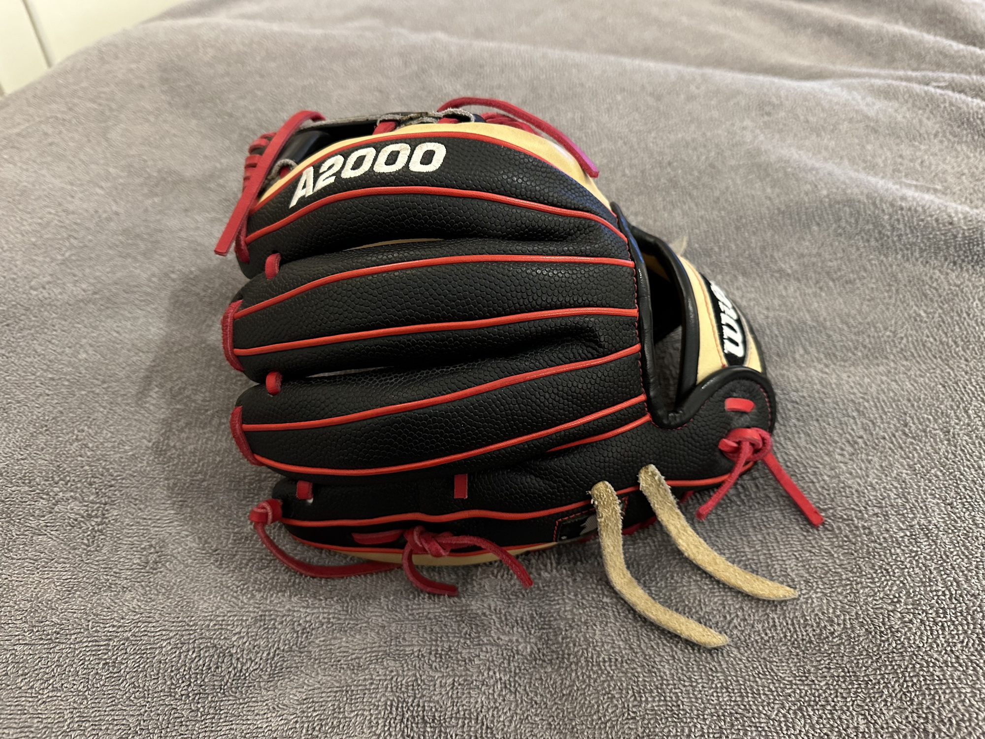 Wilson A2000 DP15 Super Skin | SidelineSwap