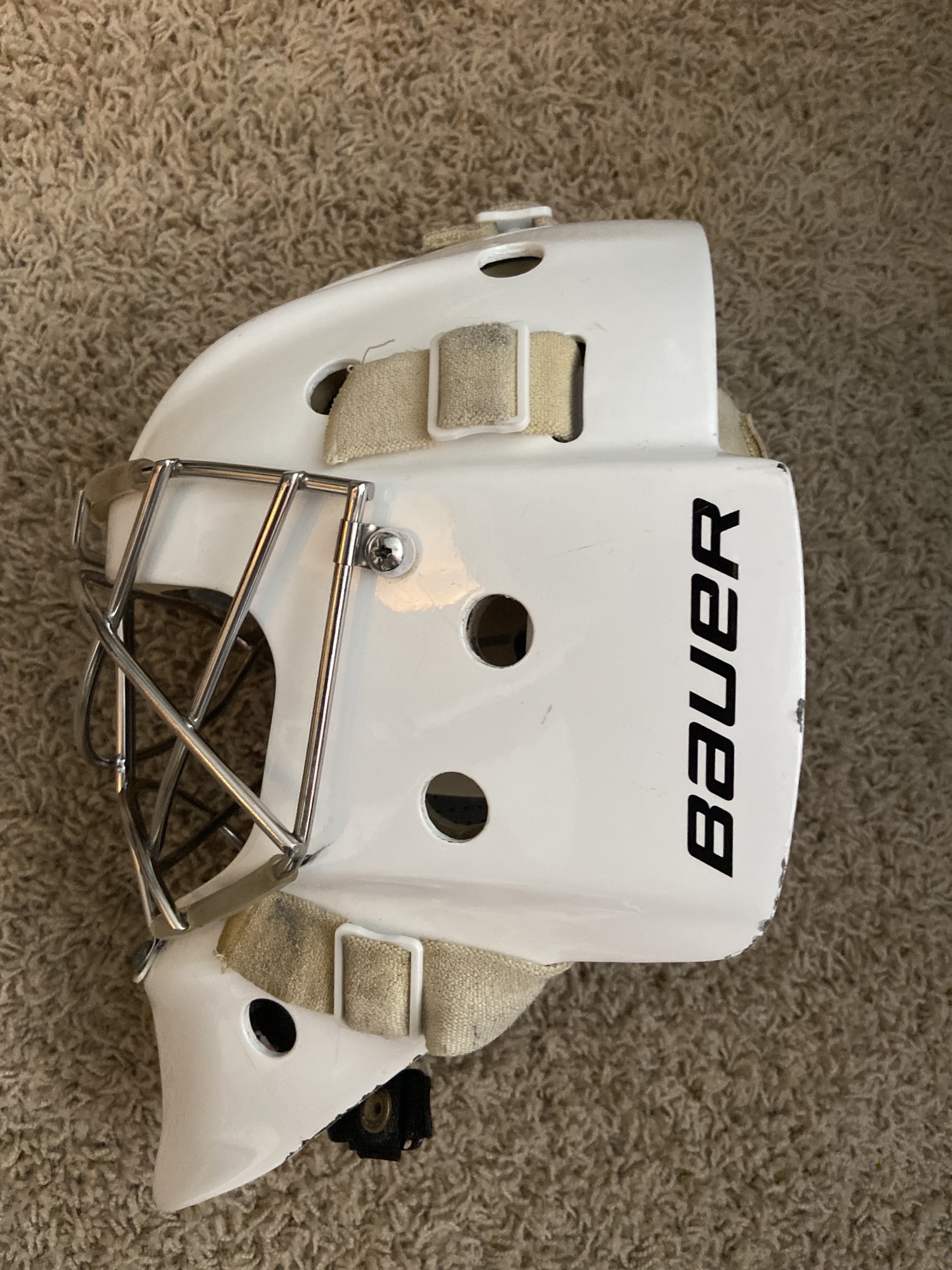 Bauer Profile 960 Goalie Mask Sr Medium | SidelineSwap