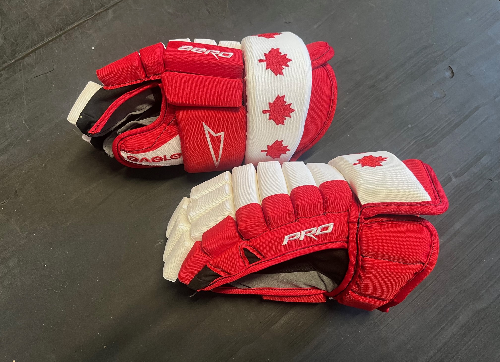 New Red/White Canada Custom Eagle Aero Gloves (Made in Canada) (Gaero ...