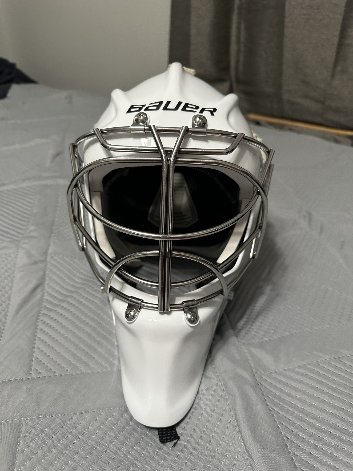 Bauer 960 Goalie Mask Senior Medium | SidelineSwap