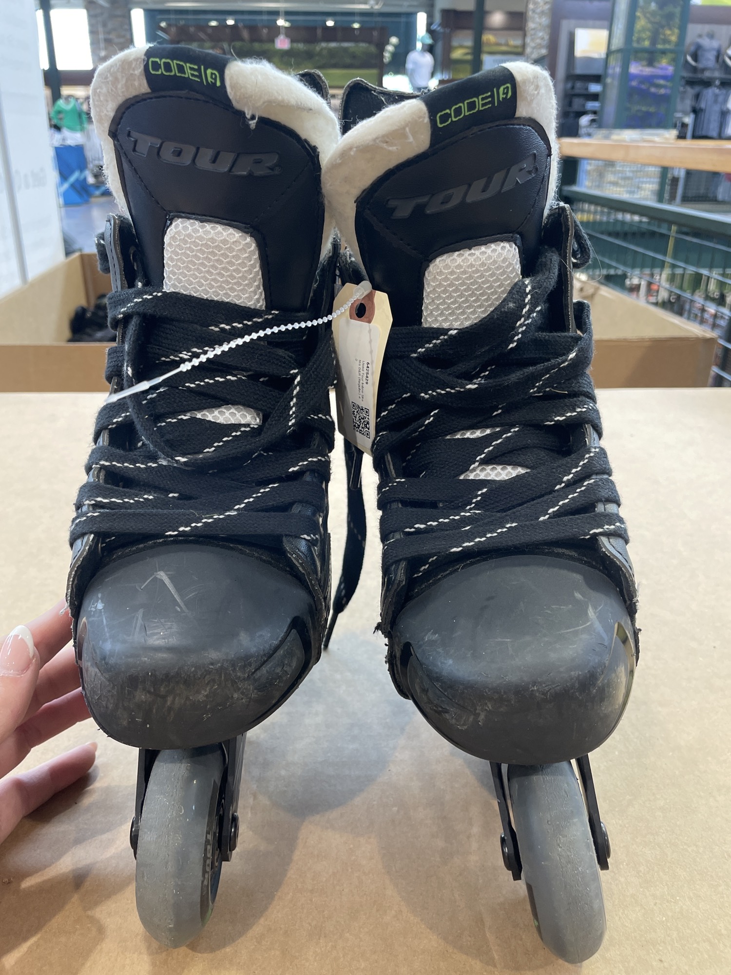 Used Tour Inline Skates D&R (Regular) 4.0 | SidelineSwap