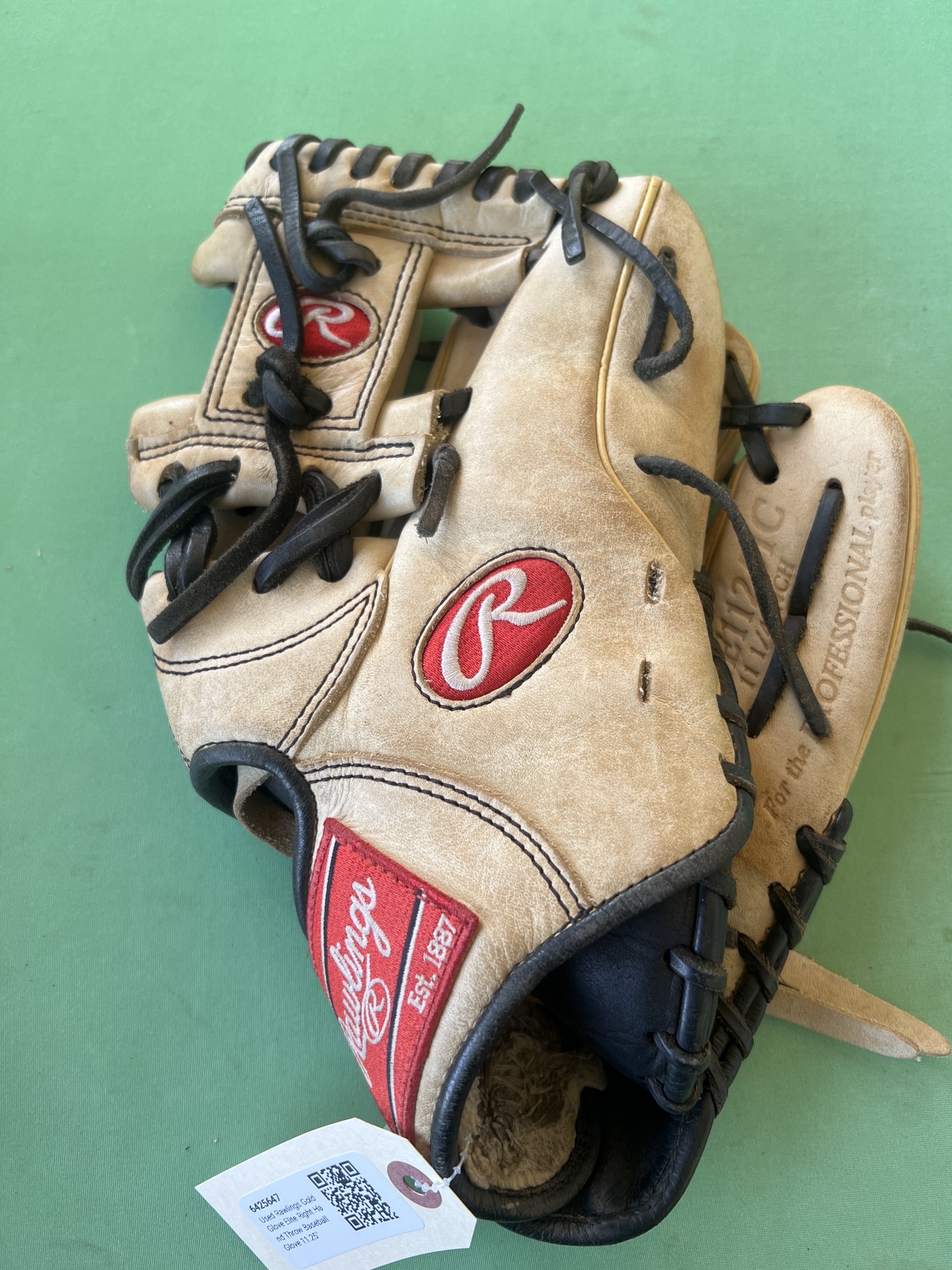 Used Rawlings Gold Glove Elite Right Hand Throw Baseball Glove 11.25" | SidelineSwap