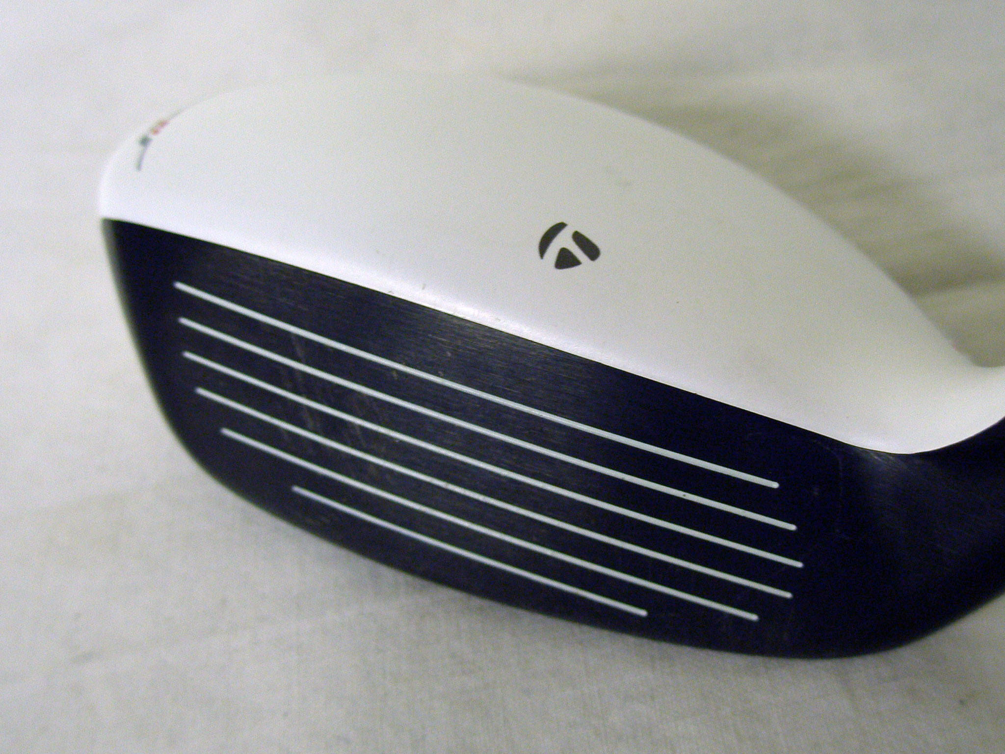 Taylor Made Rescue 2011 4 Hybrid 21* (Graphite Design Tour AD X-Stiff) 4h Club | SidelineSwap