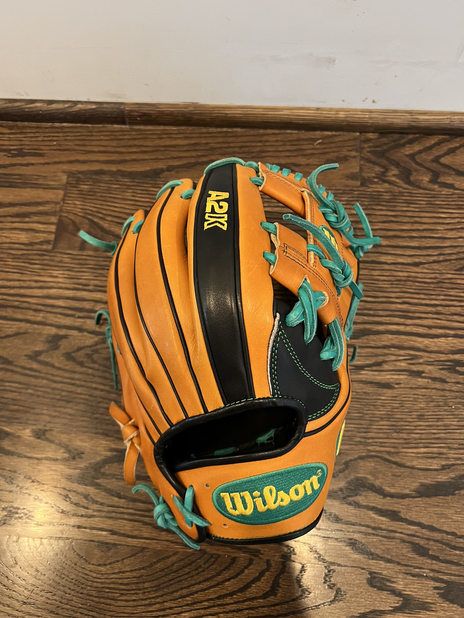 Wilson A2K Baseball Glove Model MC26 RHT 11.75” | SidelineSwap