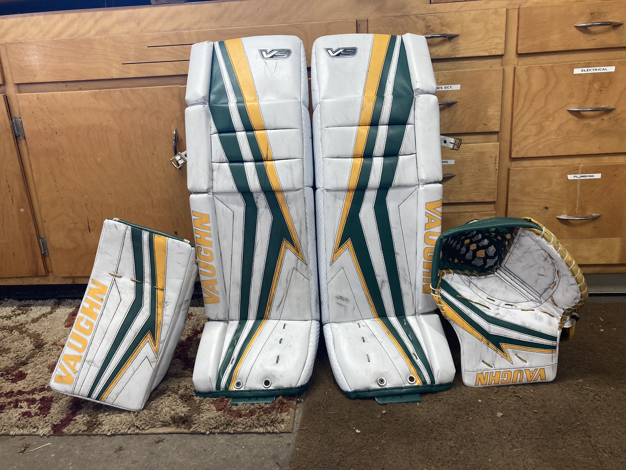 Vaughn v9 Pro Carbon Pro Stock Full Set 34” +2 | SidelineSwap