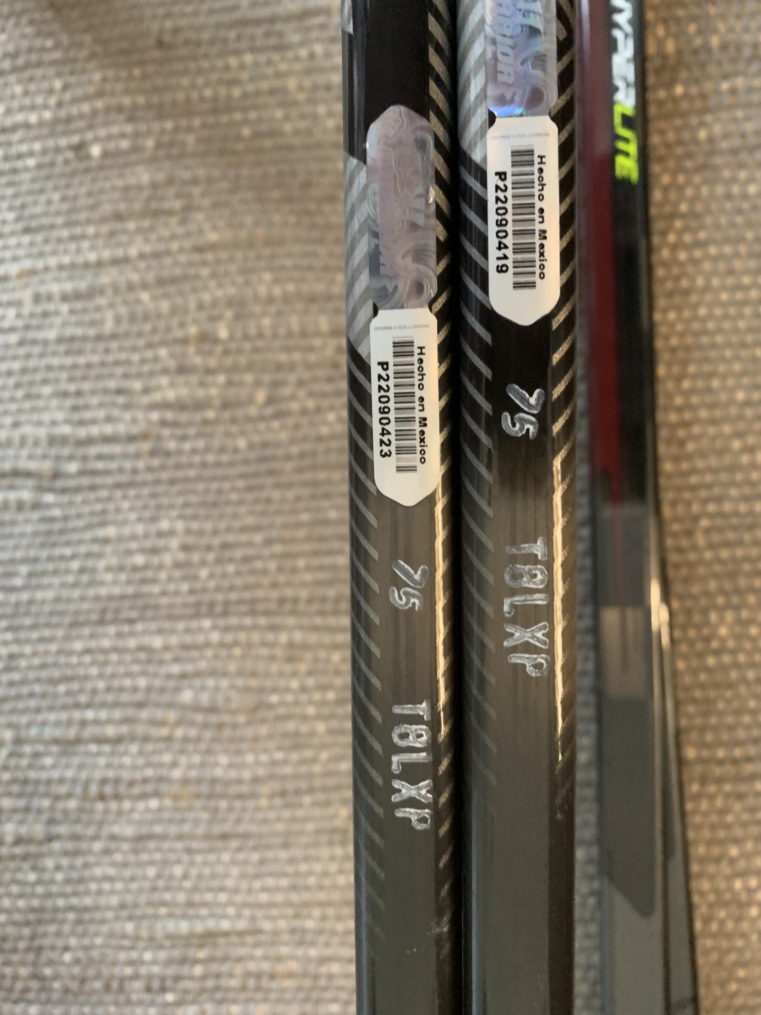 (2 Pack) Phil Kessel Pro Stock Senior Right Handed Alpha LX Pro Hockey ...