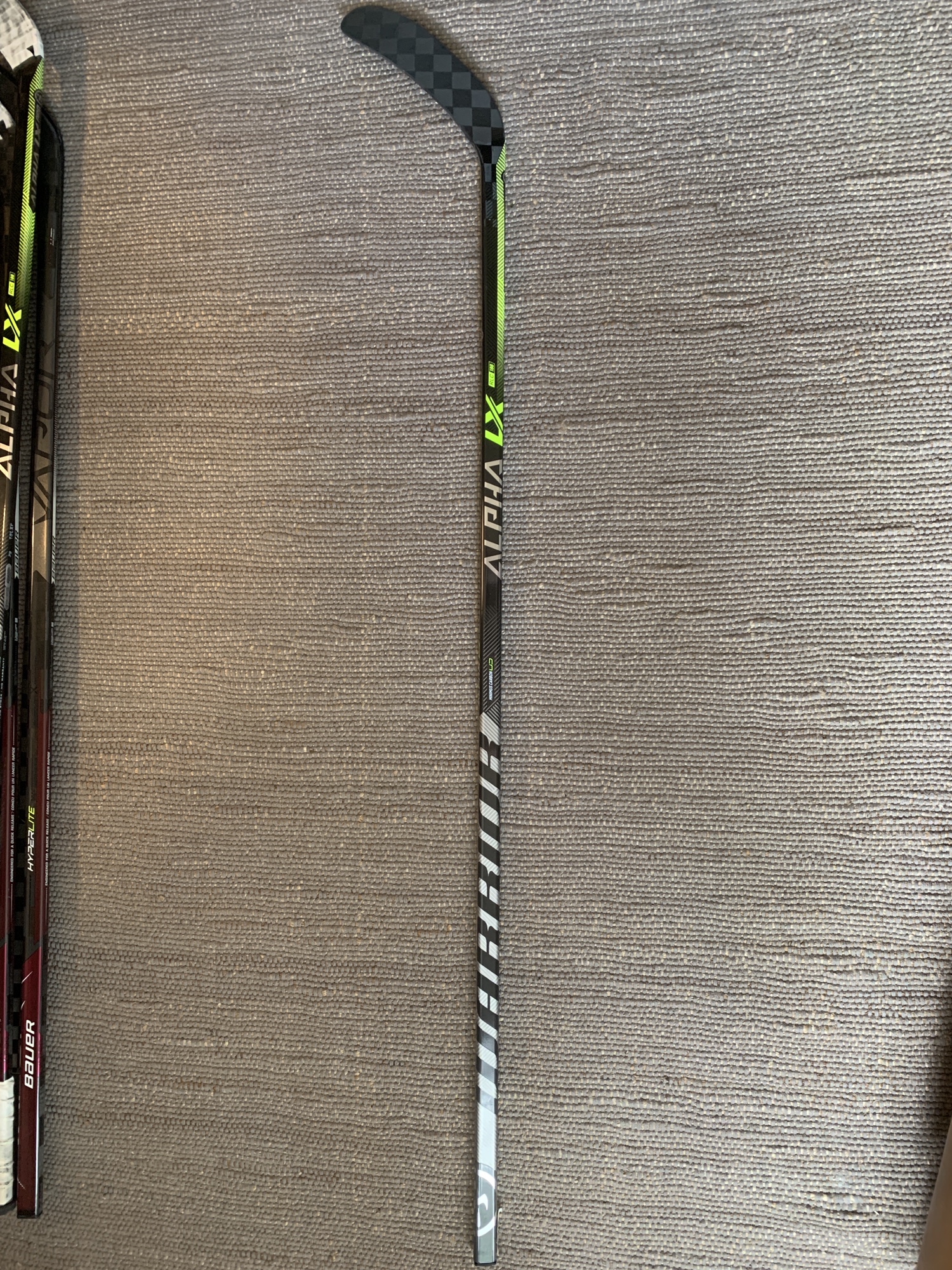 (2 Pack) Phil Kessel Pro Stock Senior Right Handed Alpha LX Pro Hockey ...