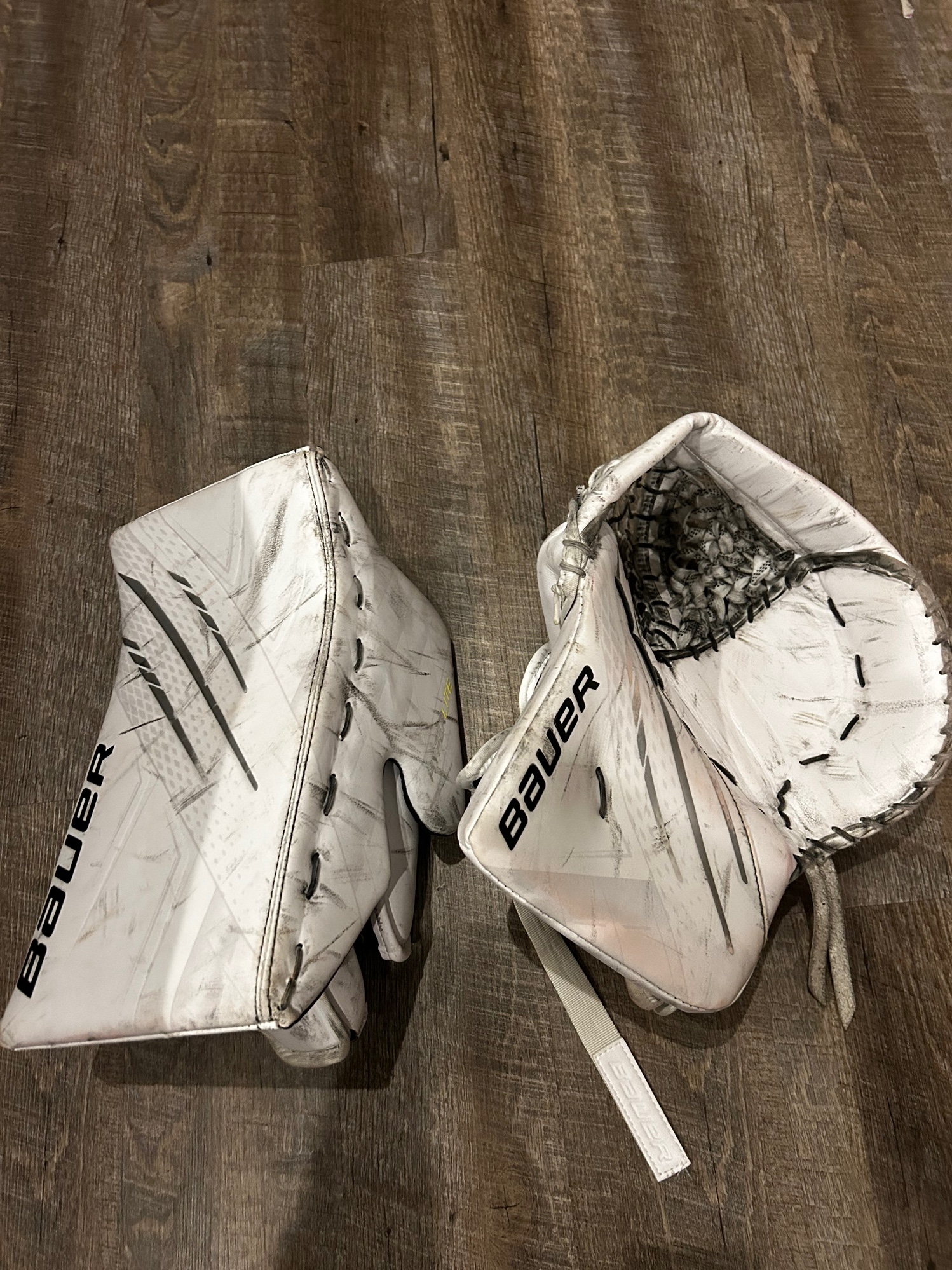 Hyperlite Glove Set | SidelineSwap