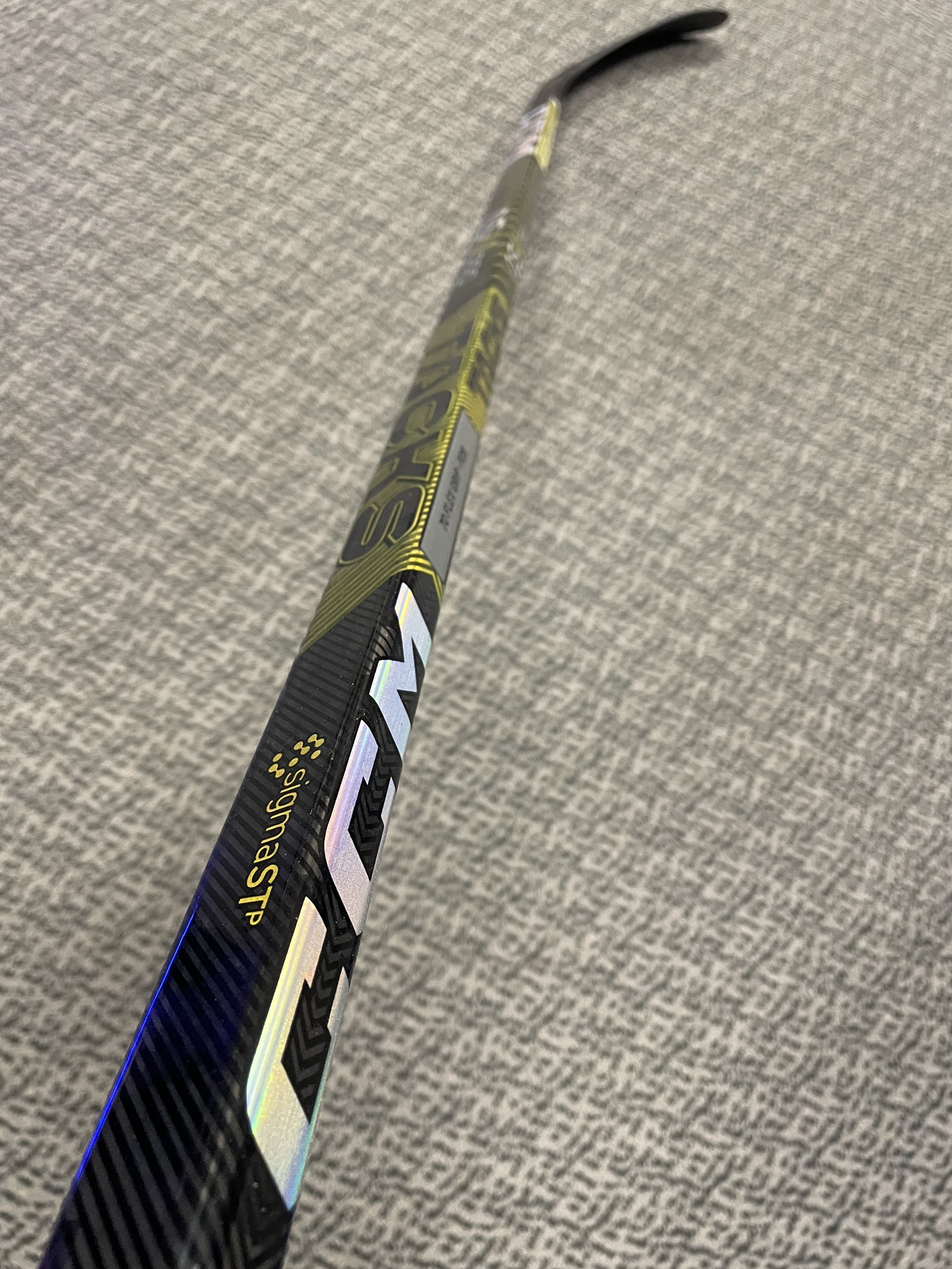 CCM AS-V Pro 70 flex P28 curve left hand stick | SidelineSwap