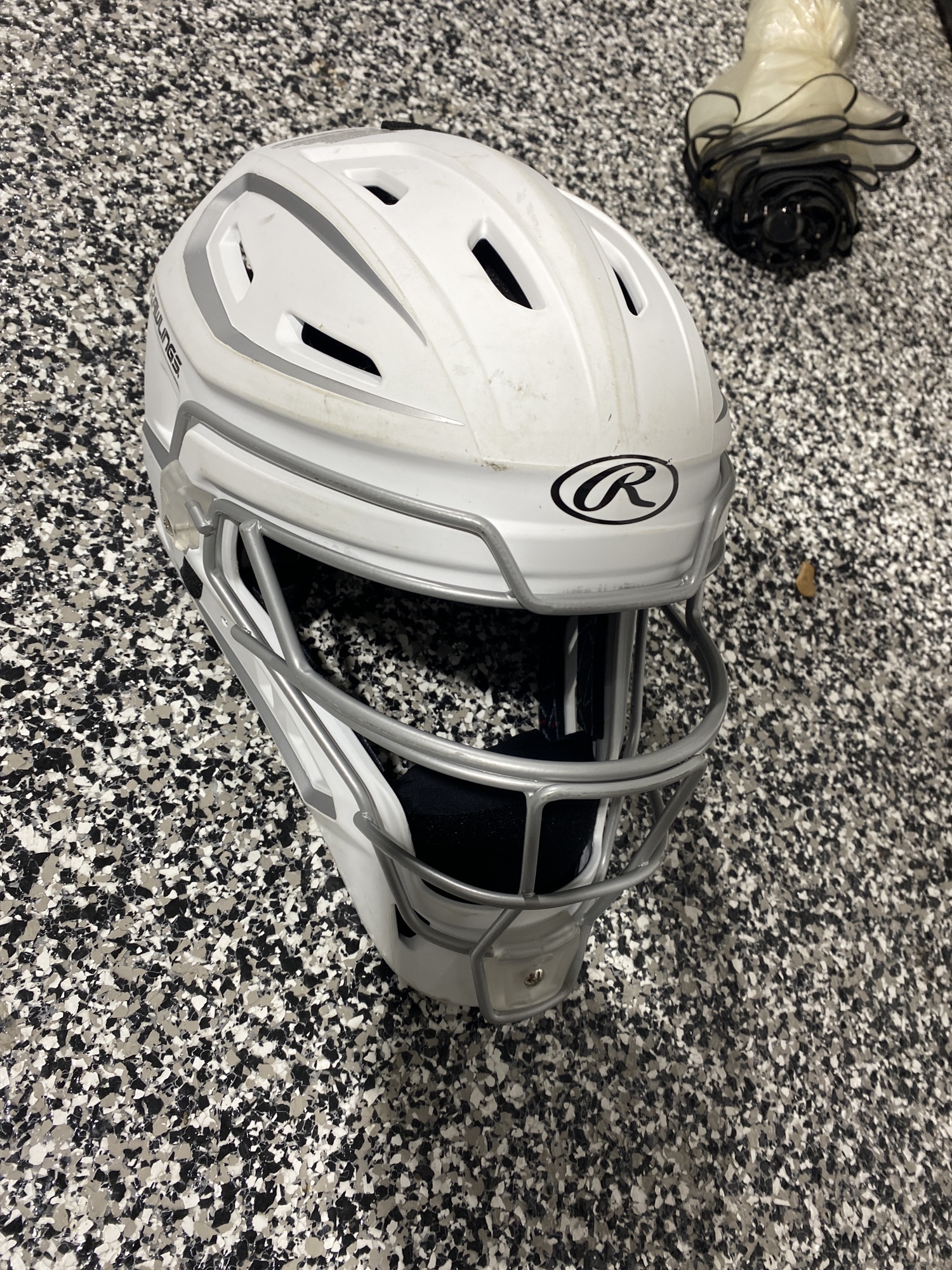 Rawlings Velo Catcher's Mask | SidelineSwap