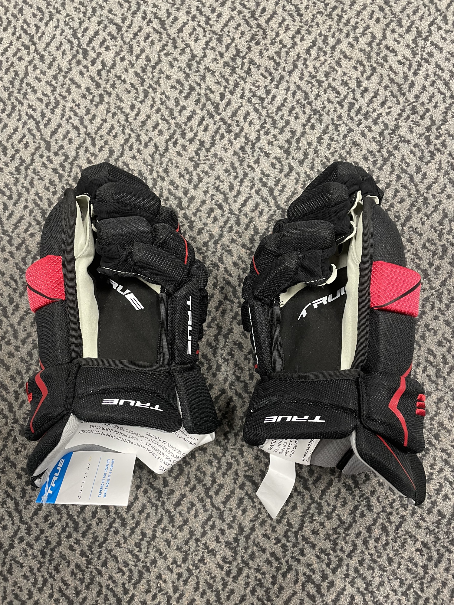 True Catalyst 5X Black/Red 12” hockey gloves | SidelineSwap