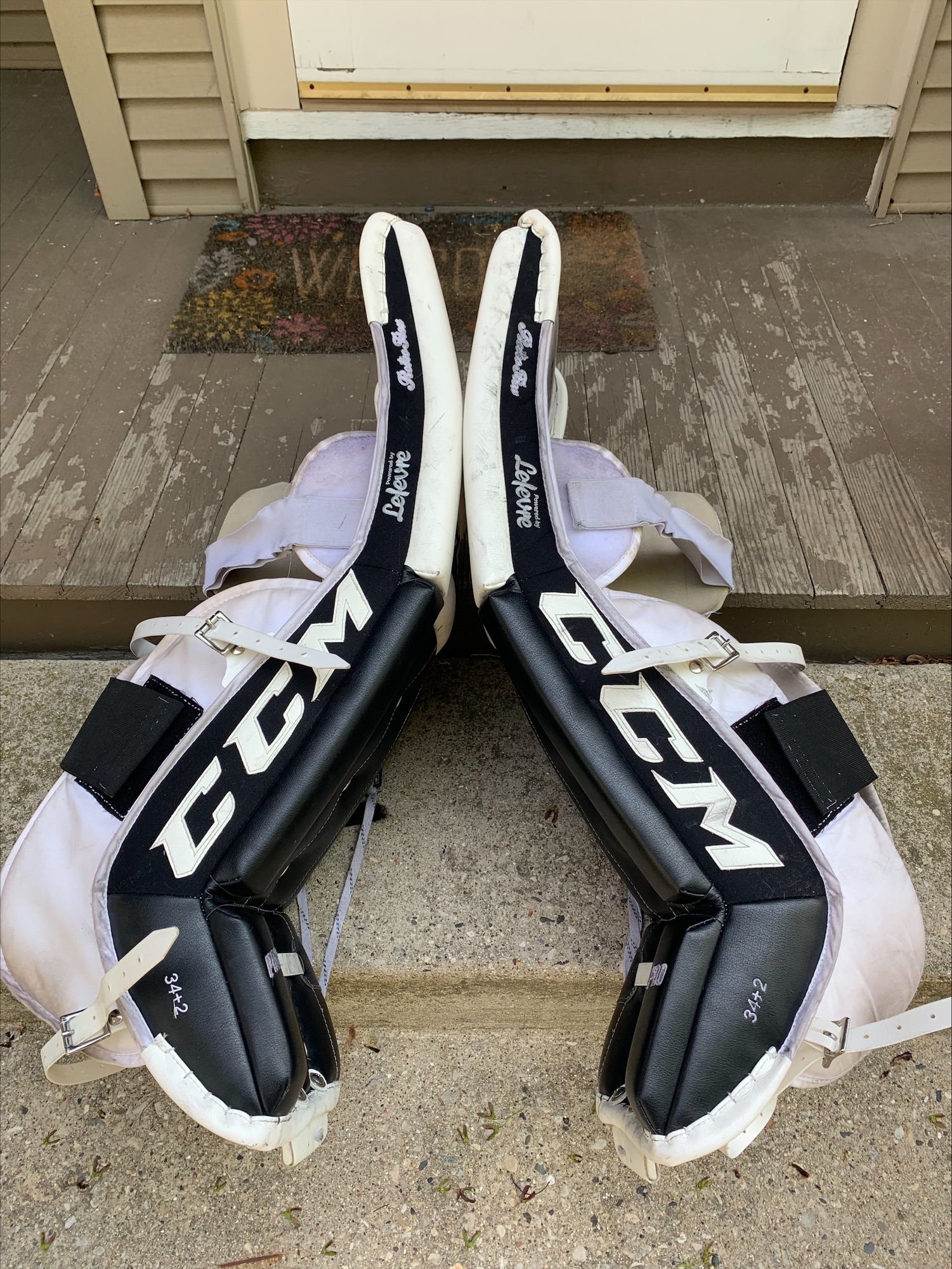 CCM Retro Flex Pro Goalie Leg Pads - 34 + 2 - Black/White | SidelineSwap