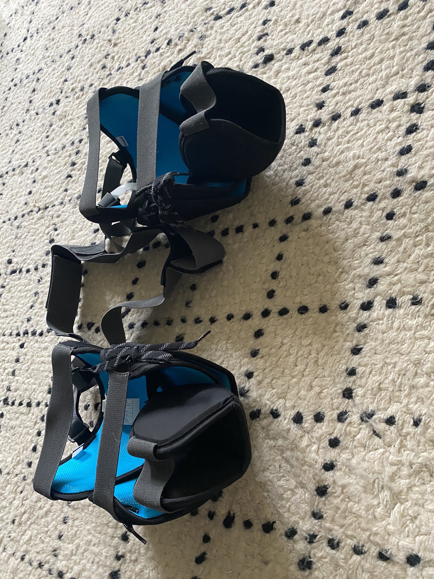 New Vaughn V9 Pro Sr. Knee & Thigh Guards | SidelineSwap