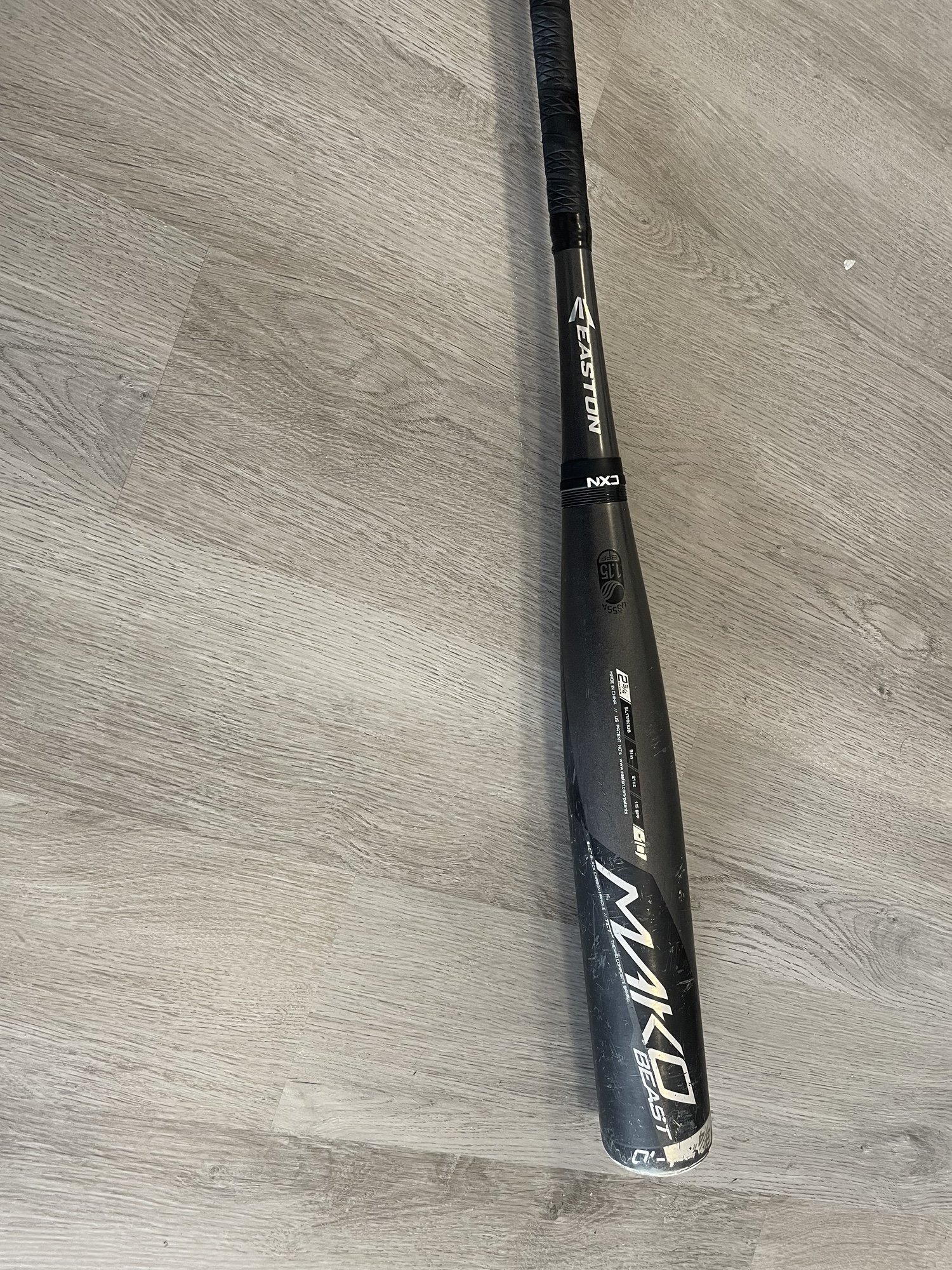 Used Easton (-10) 21 oz 31" Mako Beast Bat | SidelineSwap
