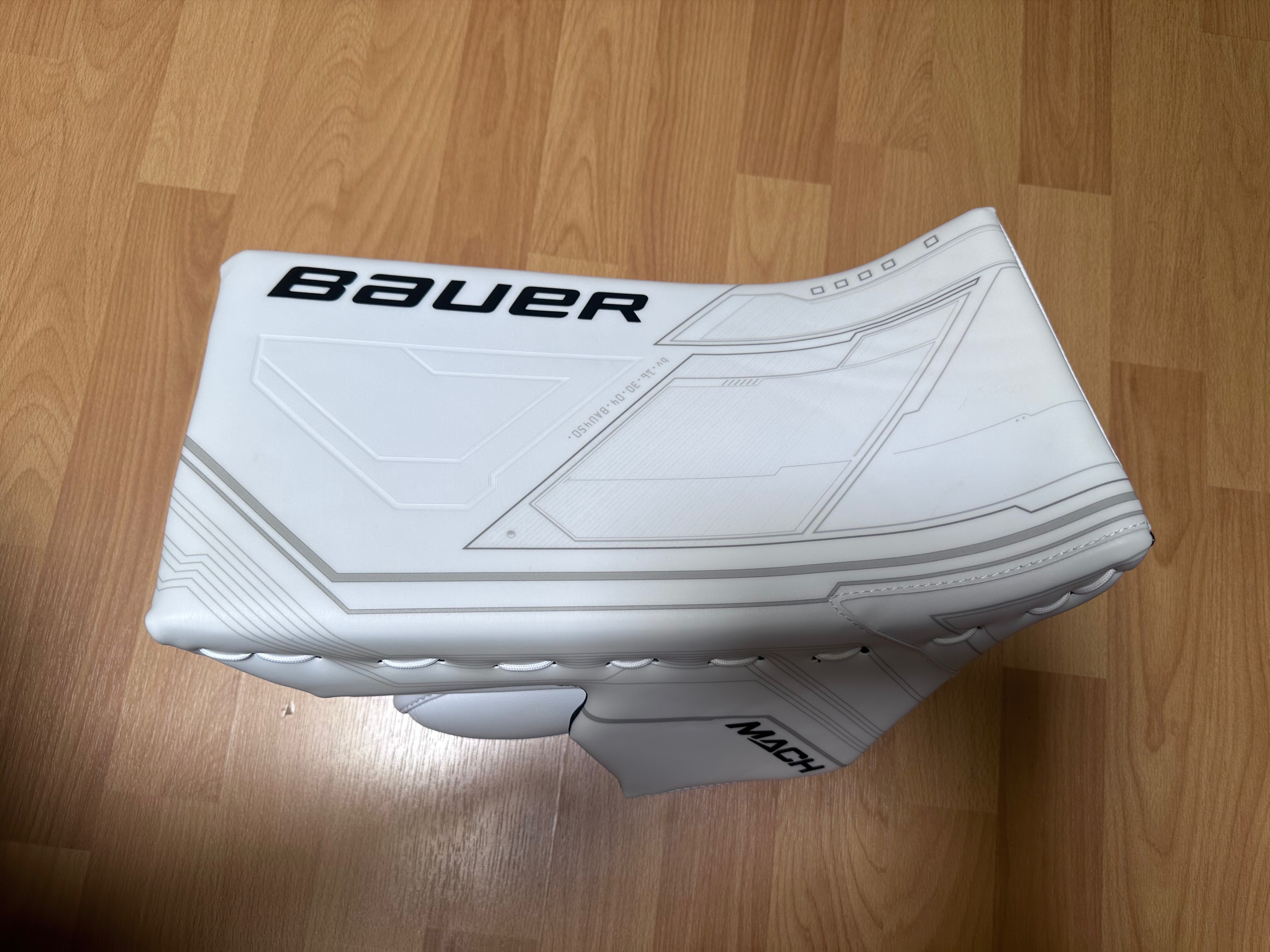 Brand New Bauer Mach Blocker Senior Regular White | SidelineSwap