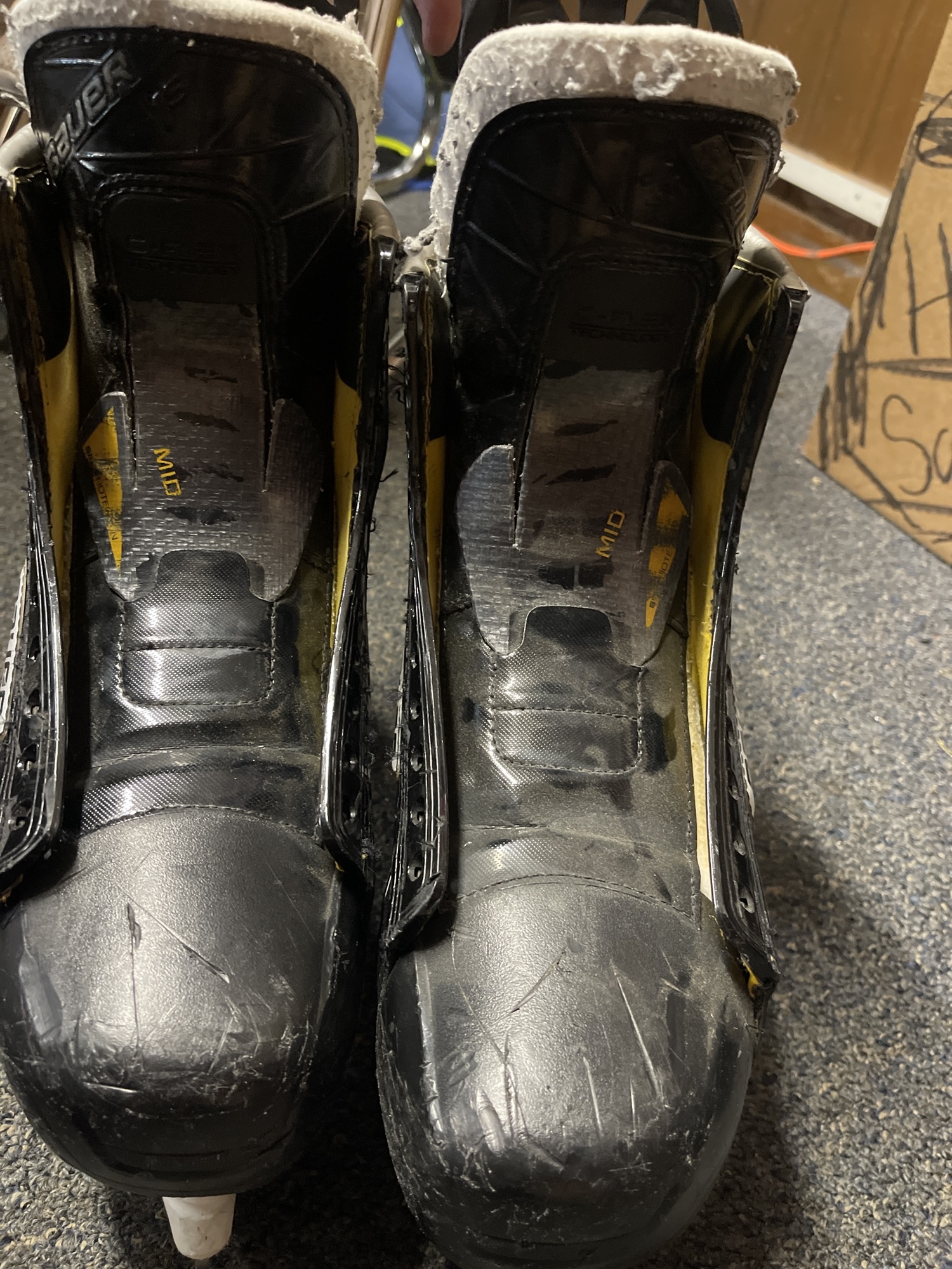 Senior Bauer Extra Wide Width Size 11 Supreme 1S Hockey Skates ...