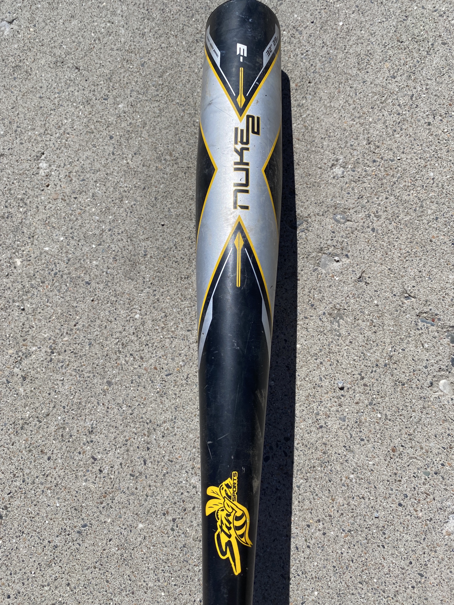 BBCOR Certified Alloy (-3) 29 oz 32" Stinger Nuke Bat | SidelineSwap