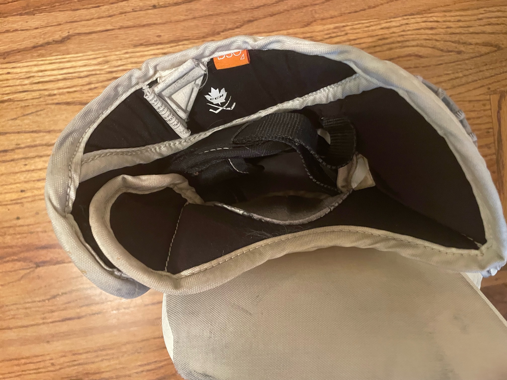 Used 34+1" Senior CCM AXIS PRO Goalie Full Set | SidelineSwap