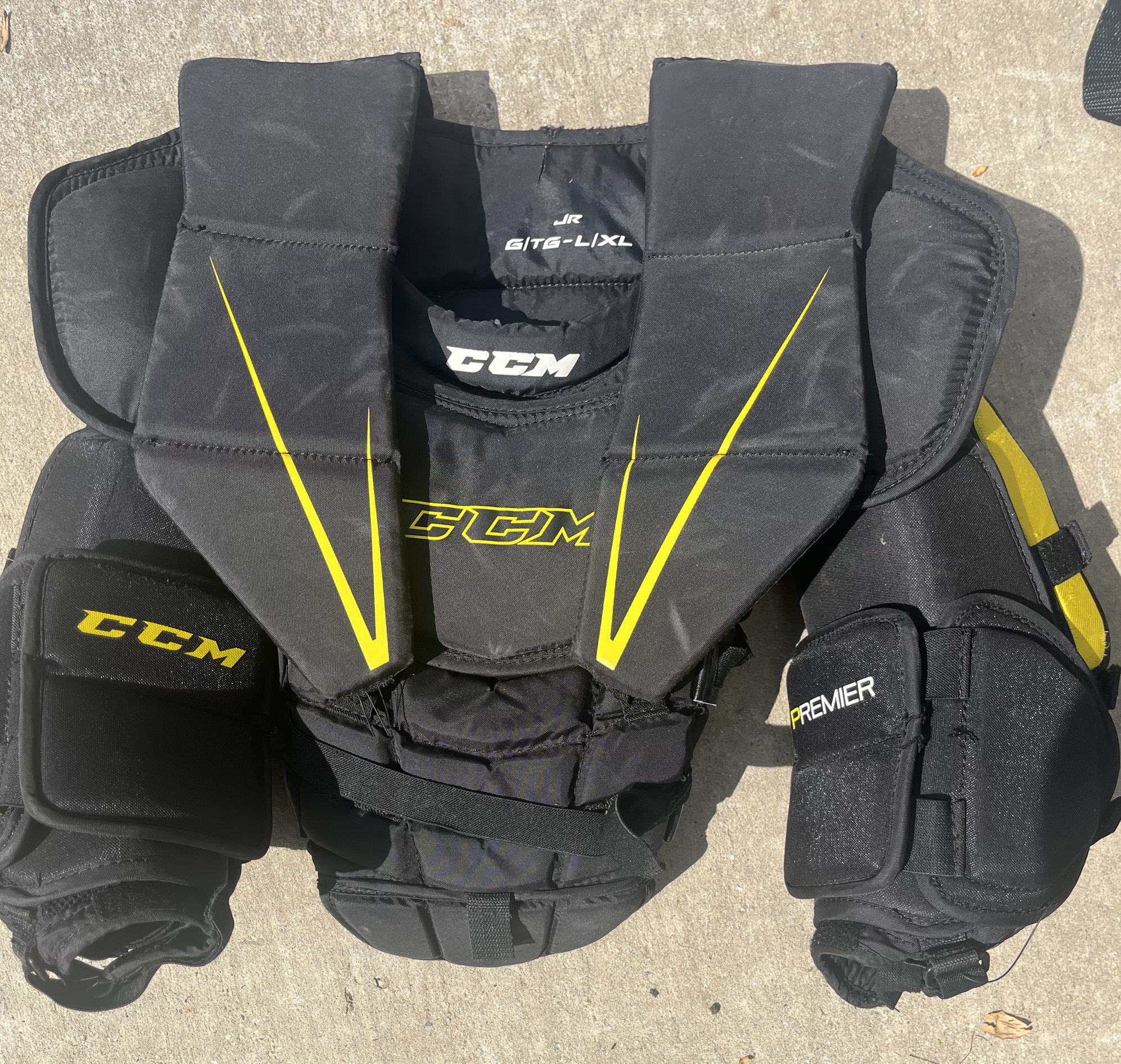 CCM Premier chest and arm protector Goalie JR | SidelineSwap