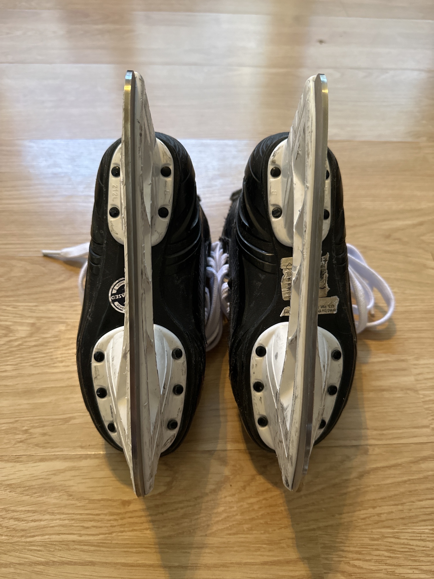 Bauer XLP JR Size 1 Ice Hockey Skates | SidelineSwap