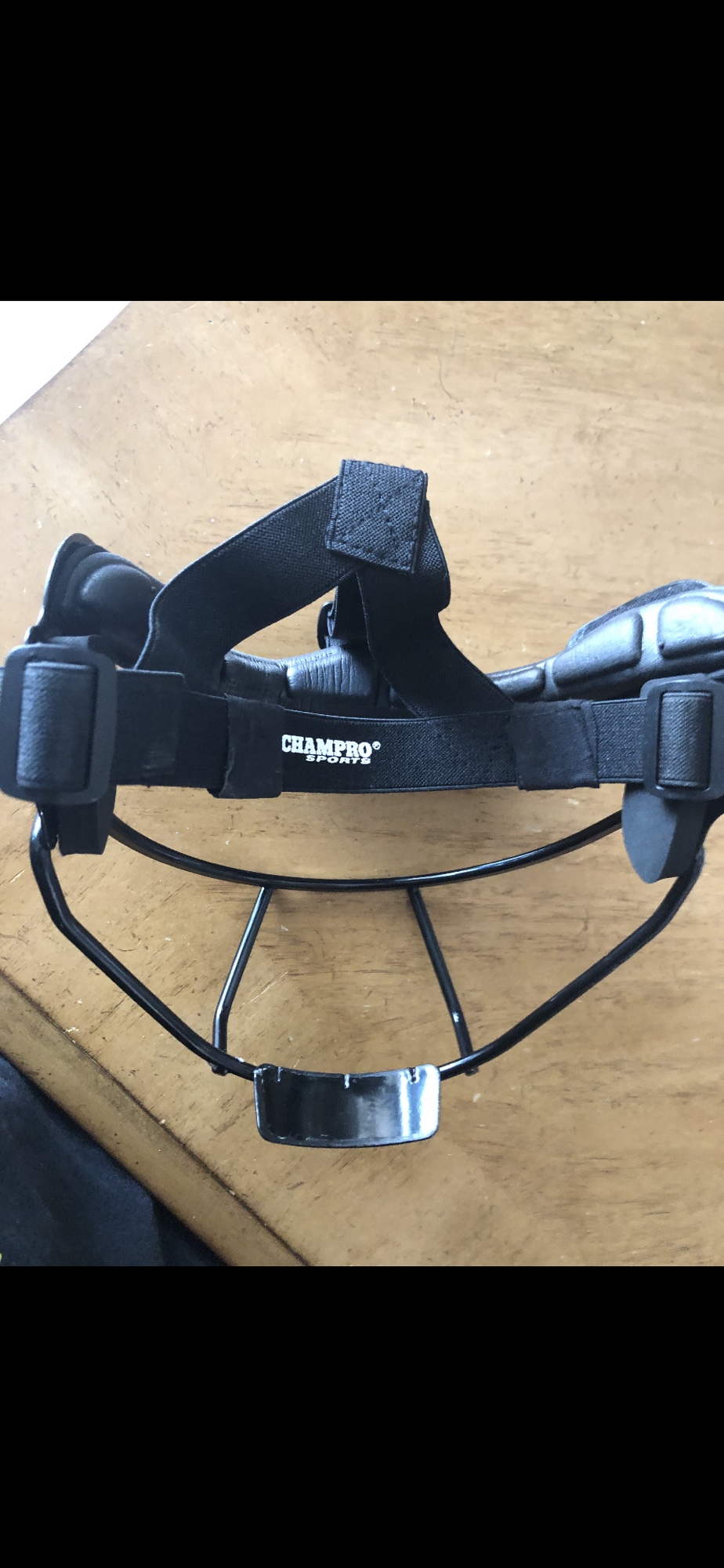 Softball pitching mask / infield mask | SidelineSwap