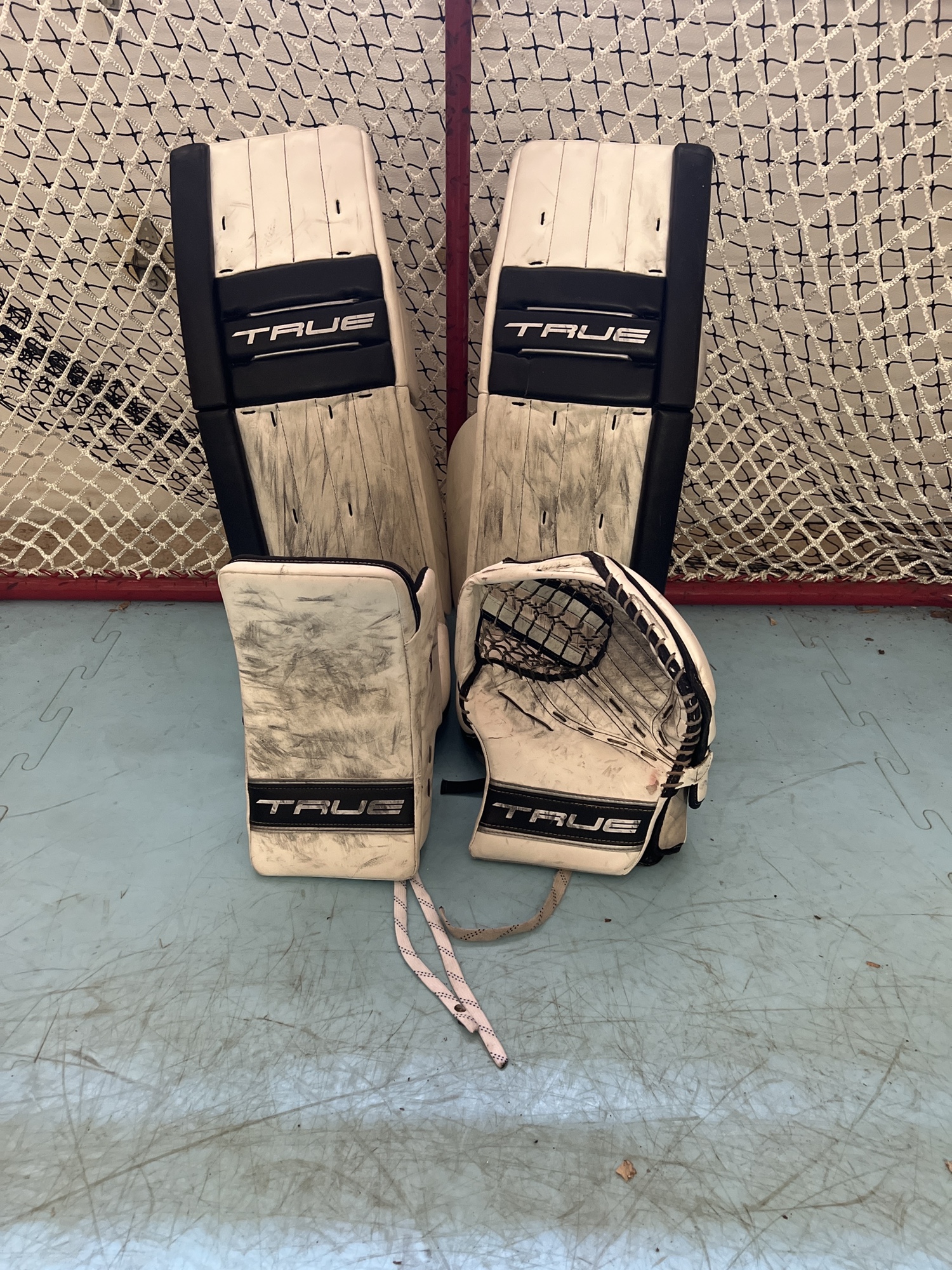 37" Regular Pro Stock True Pro Custom 12.2 (L87) Goalie Full Set ...