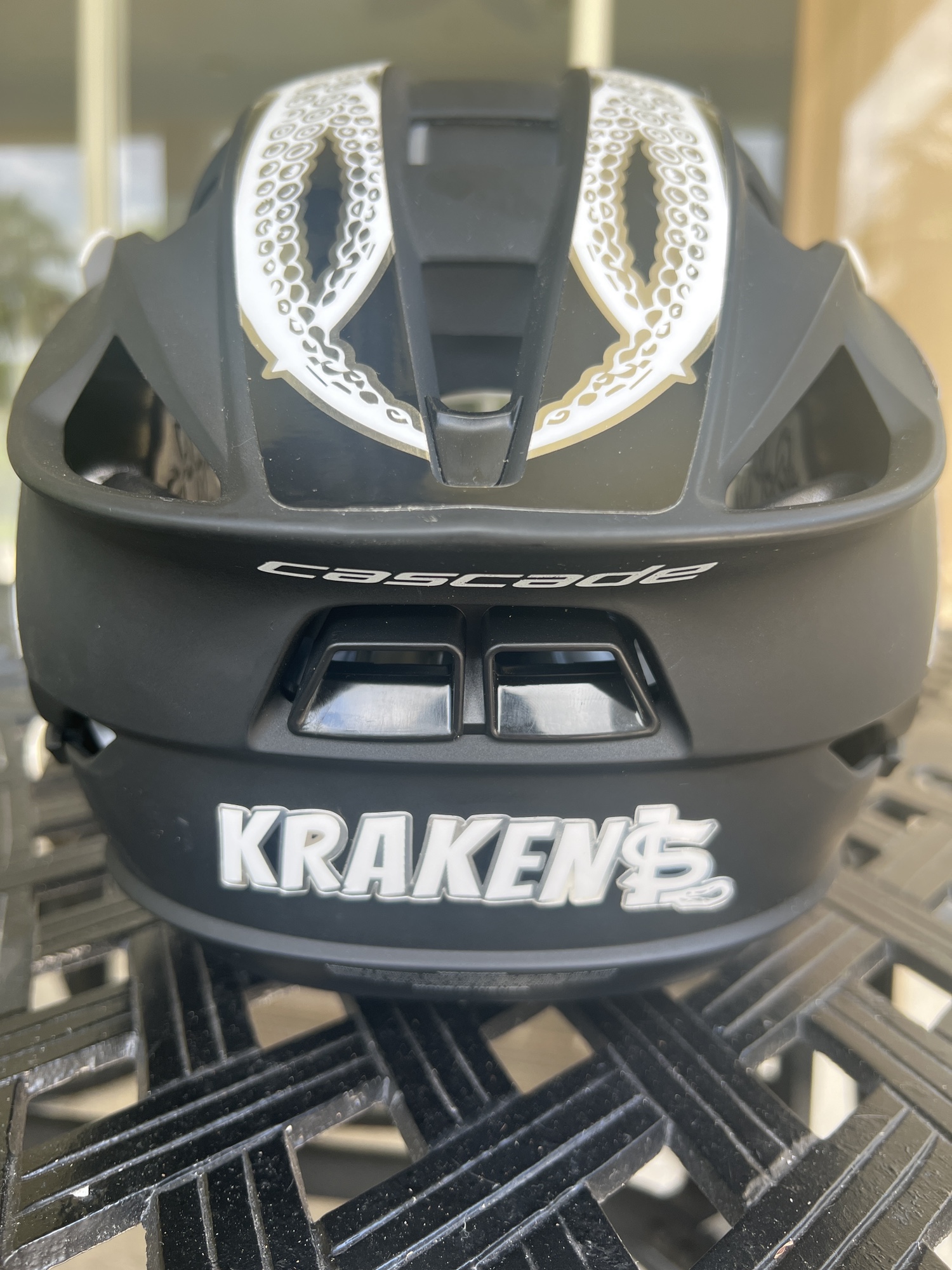 Kraken Cascade S helmet | SidelineSwap