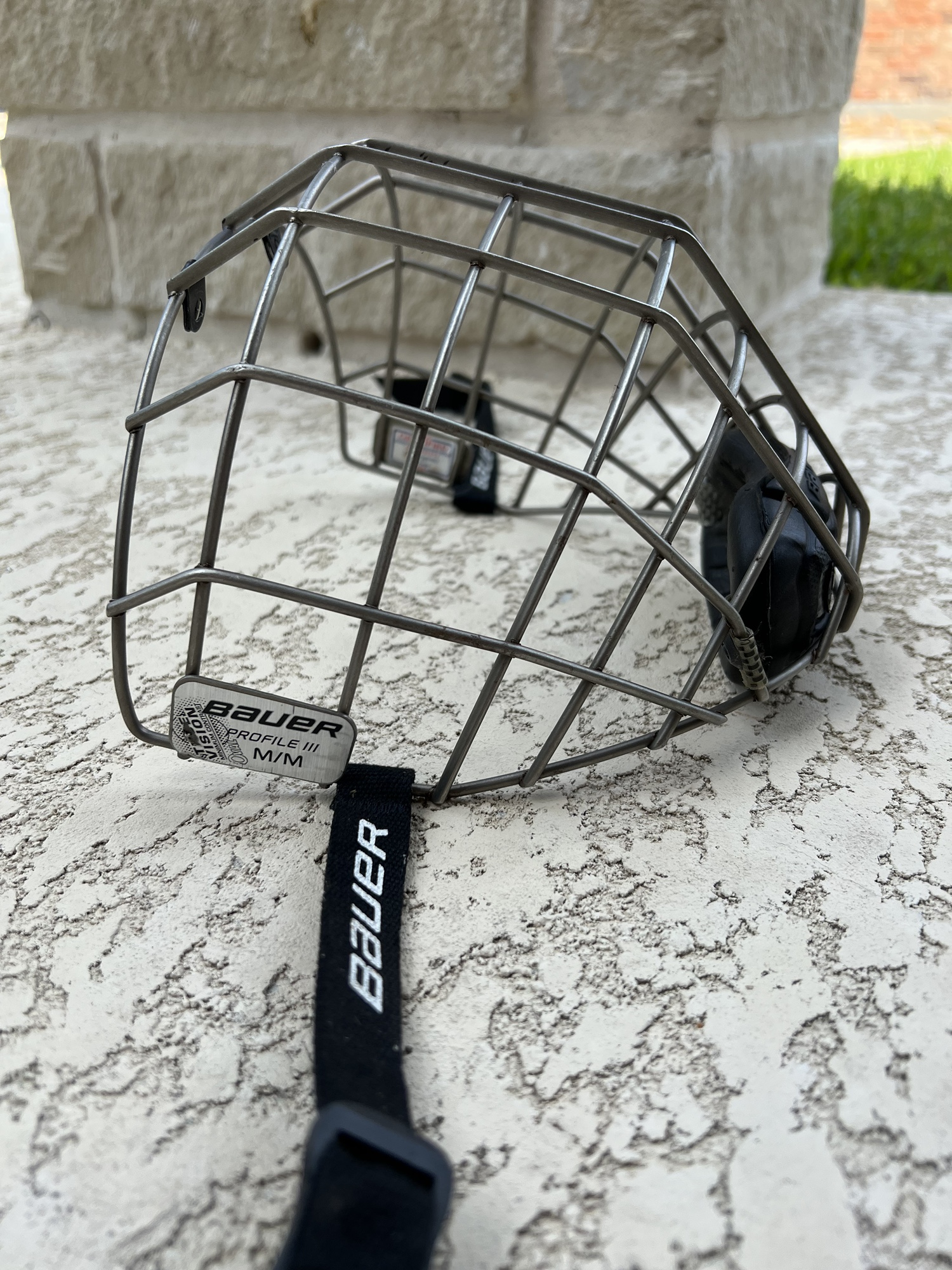 Used Medium Bauer Profile III Facemask Cages, Visors & Shields Full ...