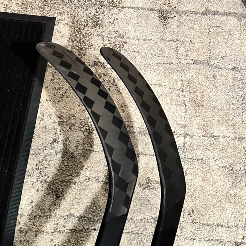 NEW! 2 Pack! 2x 70 Flex RH CCM Super Tacks ASV Pro sticks | SidelineSwap