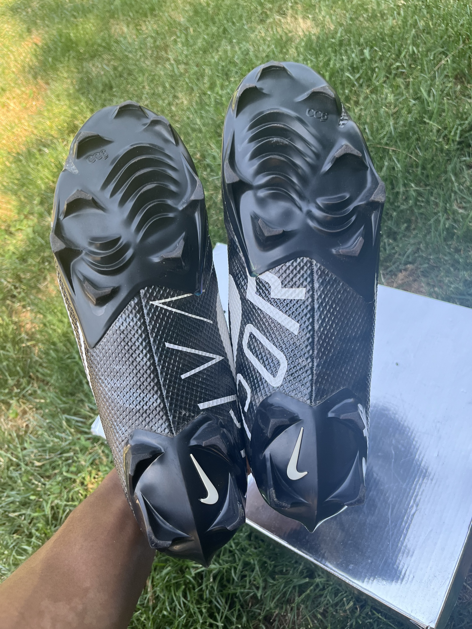 Unisex Turf Cleats Low Top Vapor 360 speed | SidelineSwap