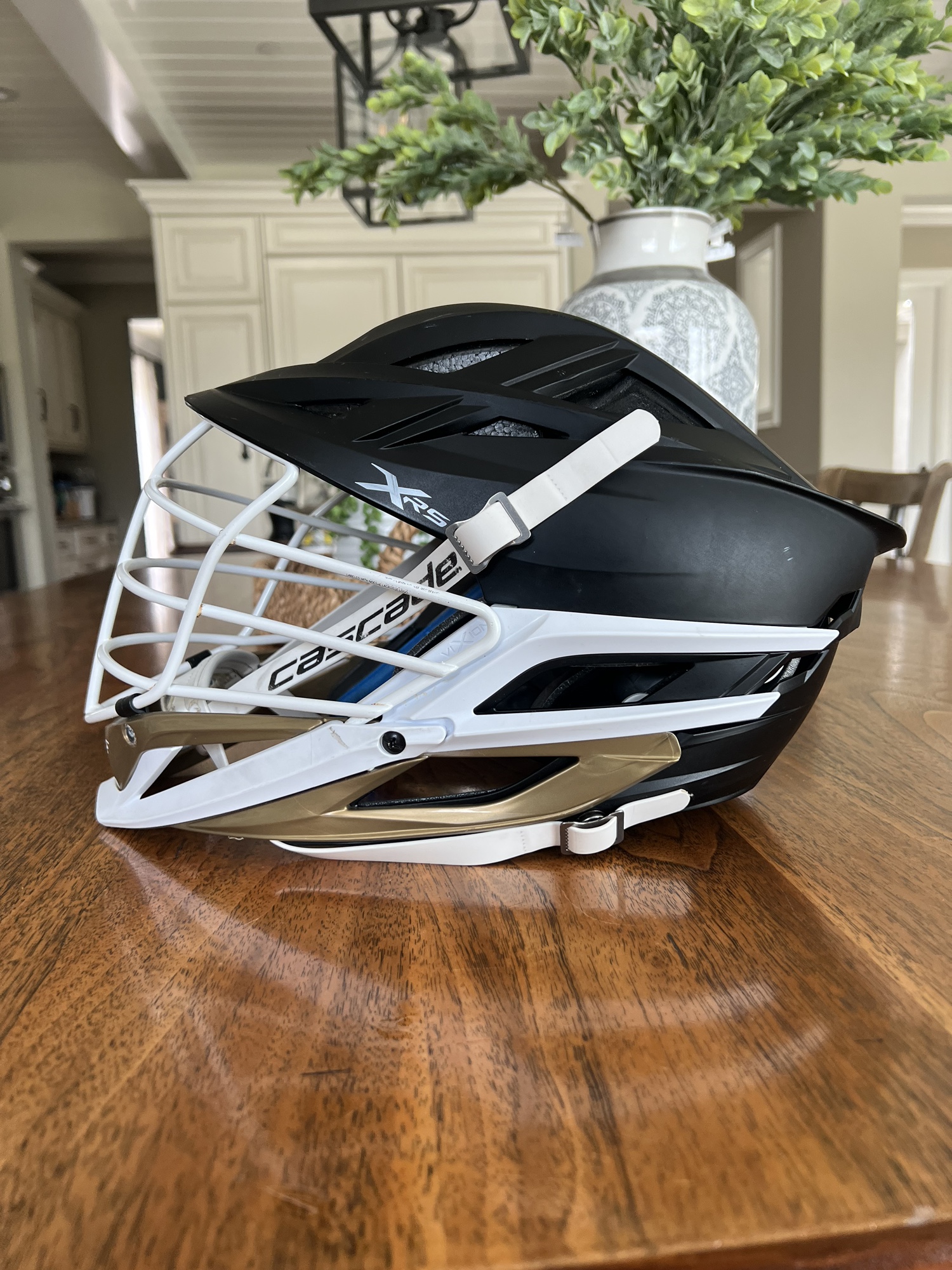 Matte Black Cascade XRS Helmet | SidelineSwap