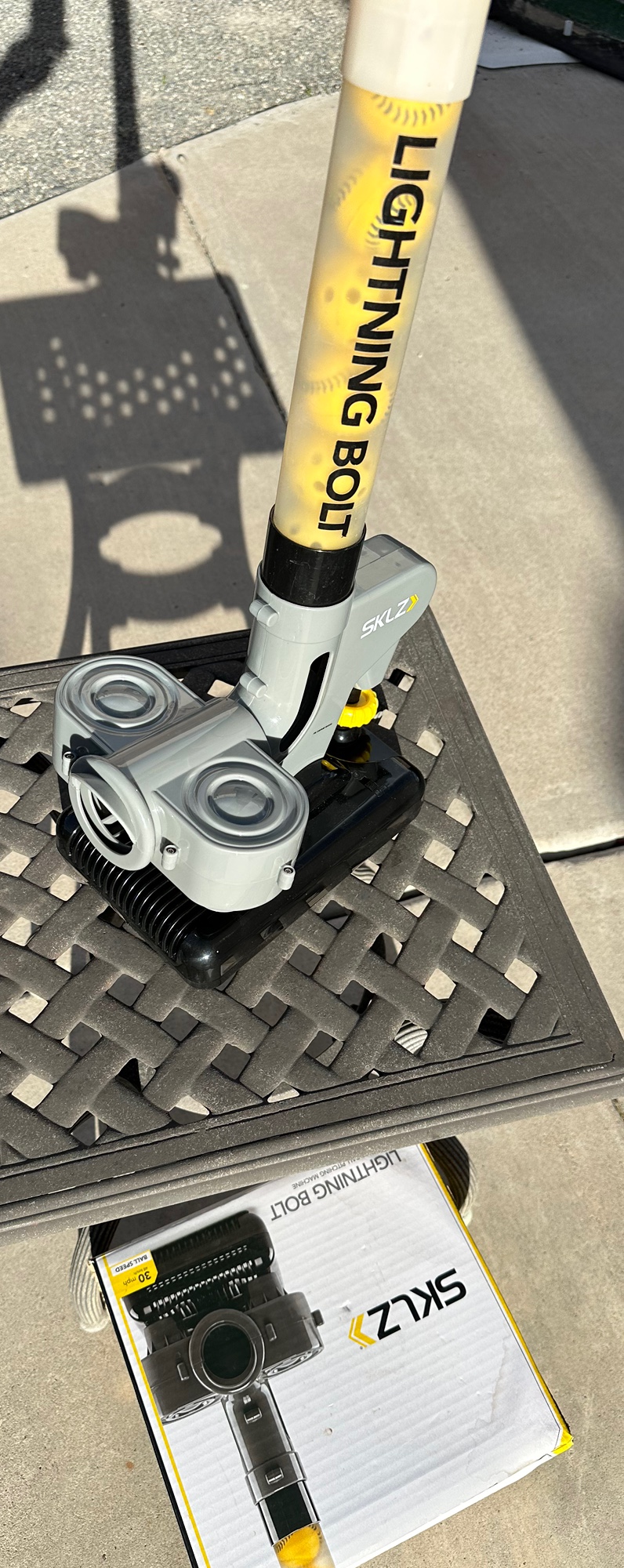 SKLZ lightning bolt pitching machine | SidelineSwap