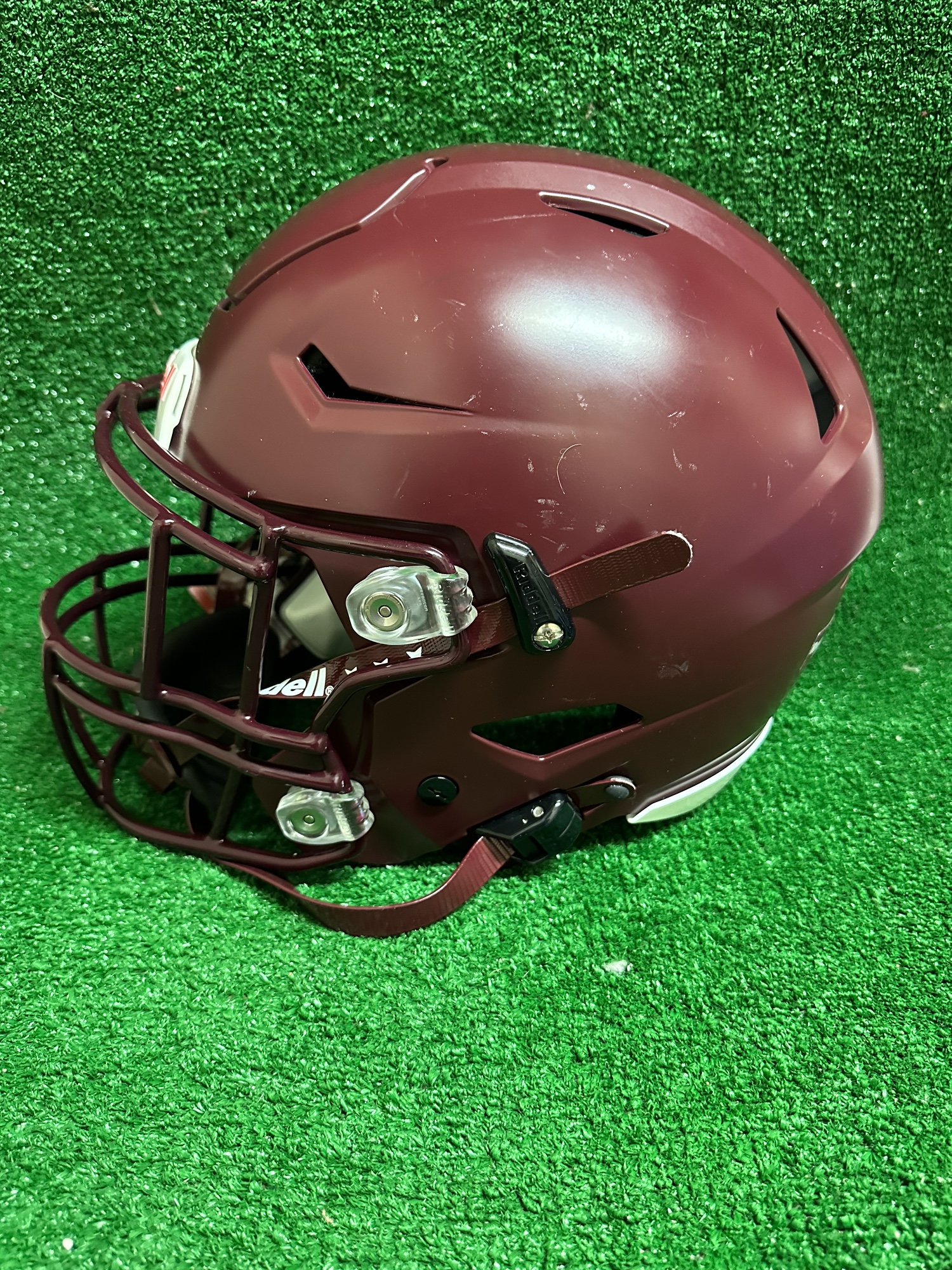 Brand NEW - Adult Large - Riddell Speedflex Football Helmet - Maroon ...