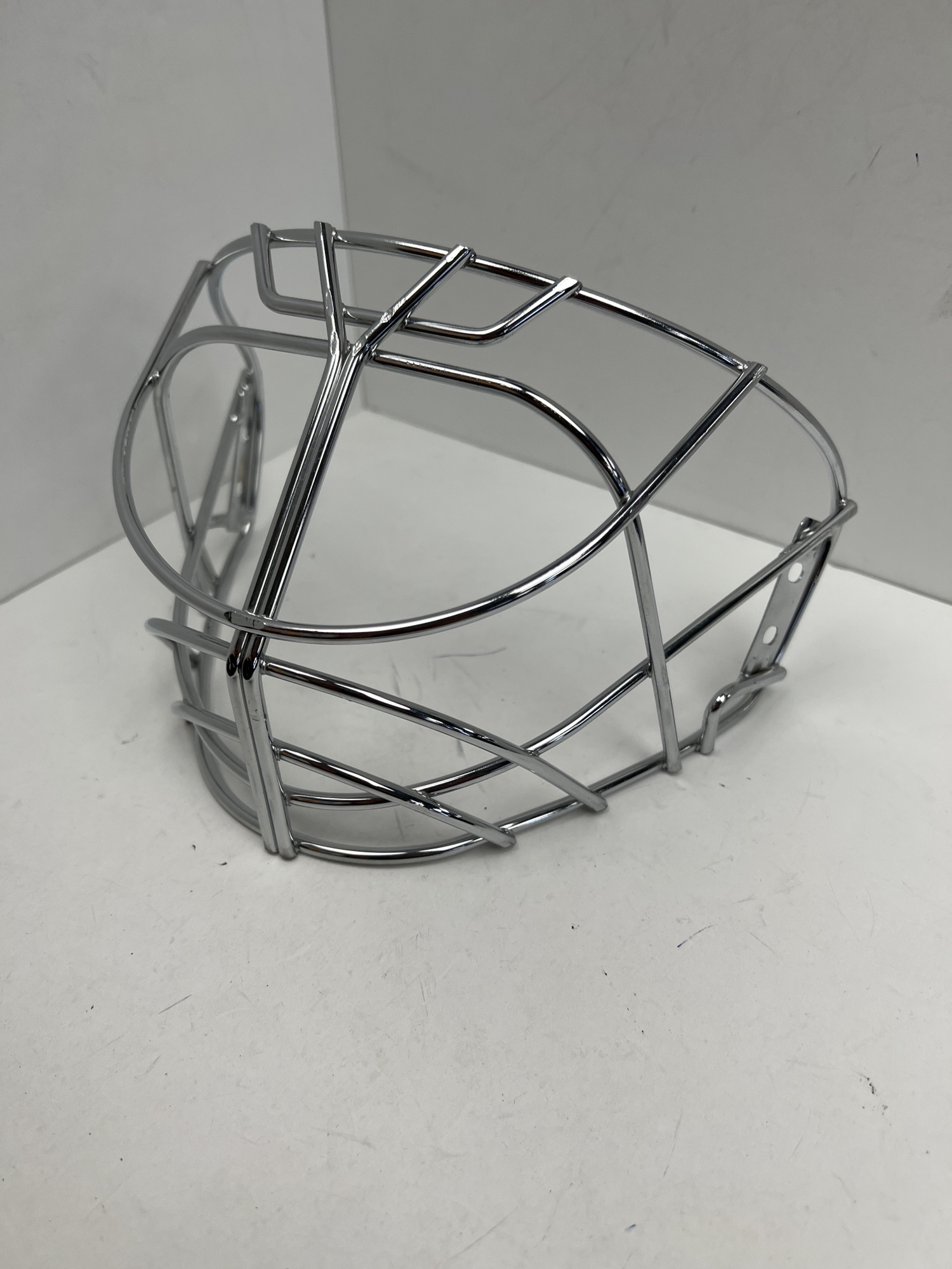 ITECH (like new) Replacement Cage for 2100 goalie helmet | SidelineSwap