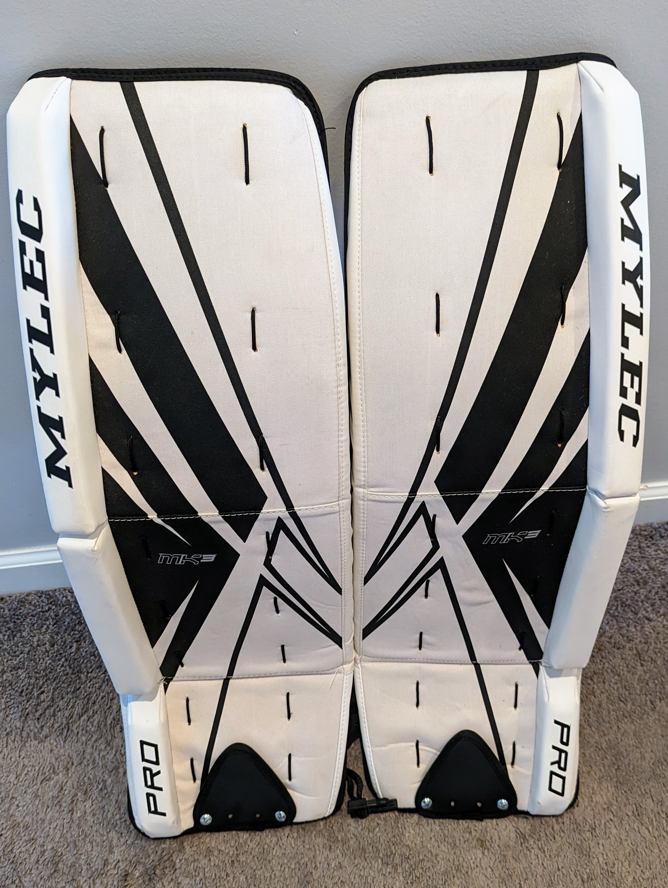 New MYLEC STREET HOCKEY 30" MK3 Goalie Leg Pads White with Black ...