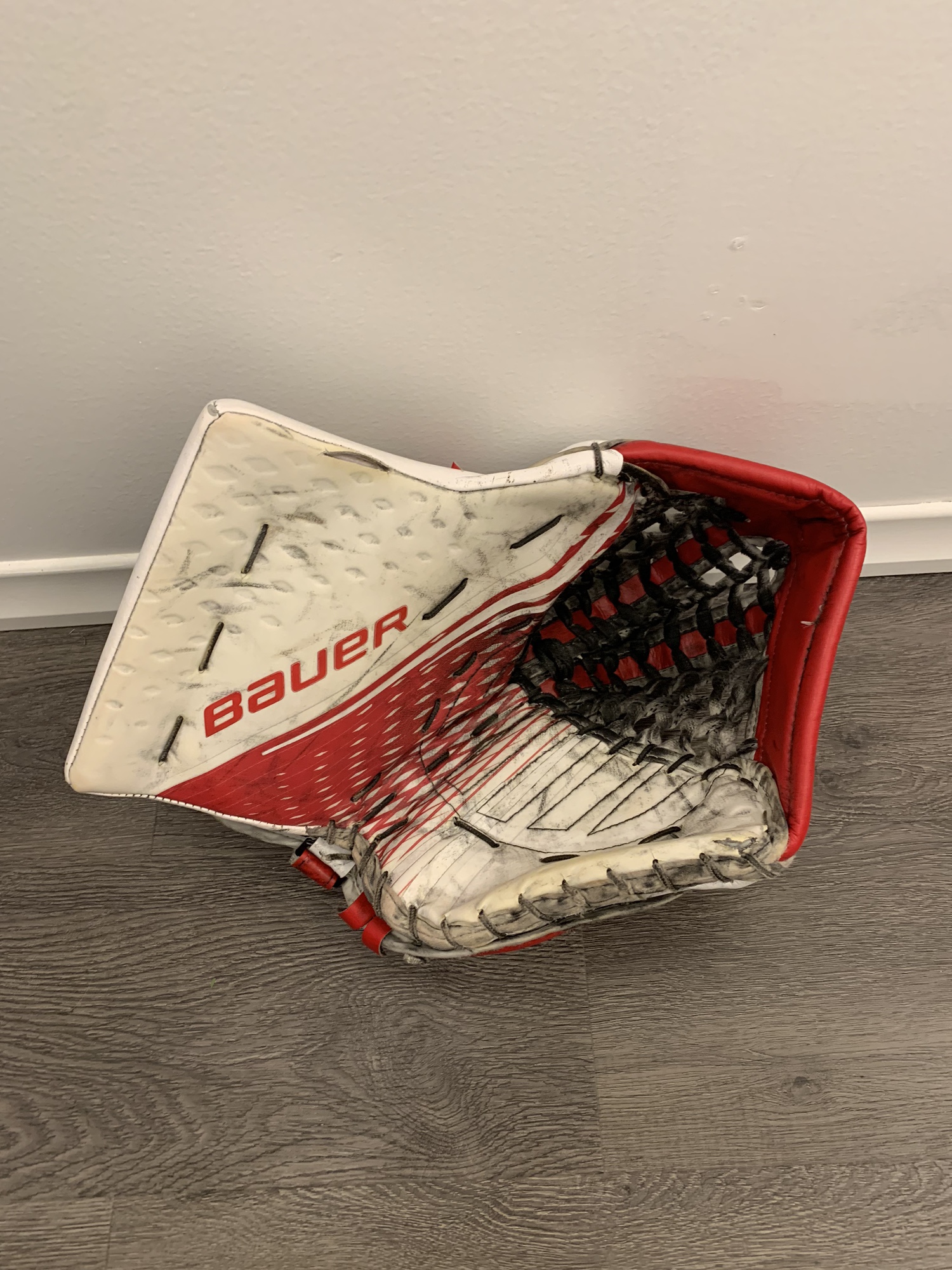Red Bauer Regular Pro Stock 2X Pro | SidelineSwap