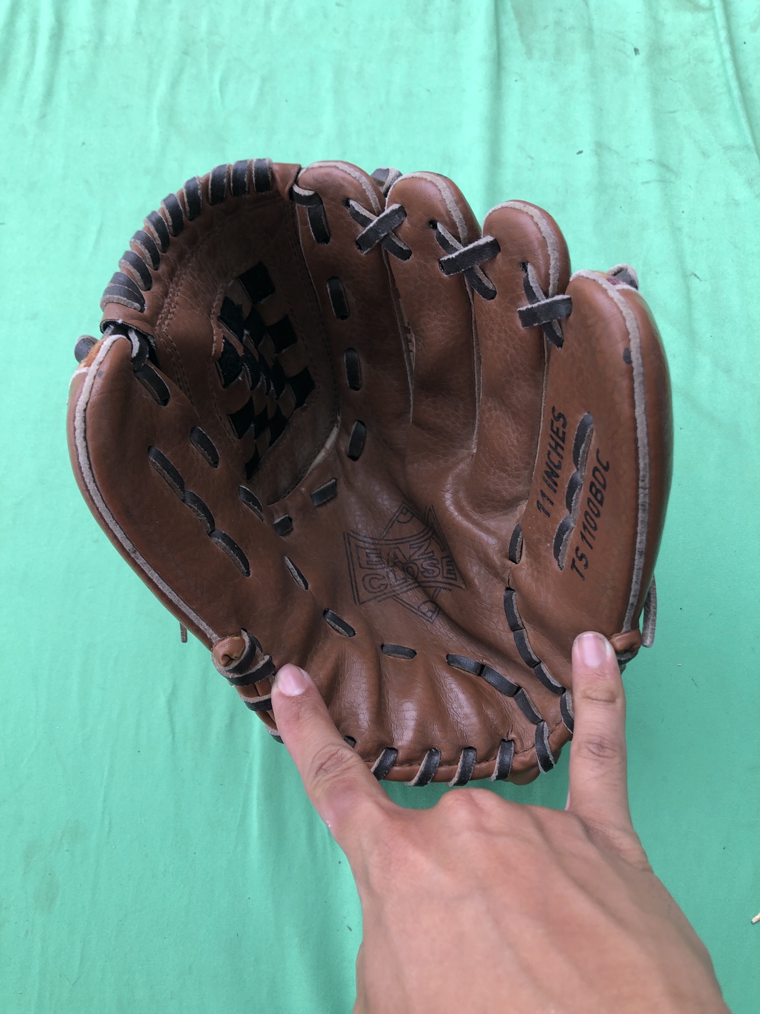 Used Adidas Easy Close Right Hand Throw Baseball Glove 11" | SidelineSwap