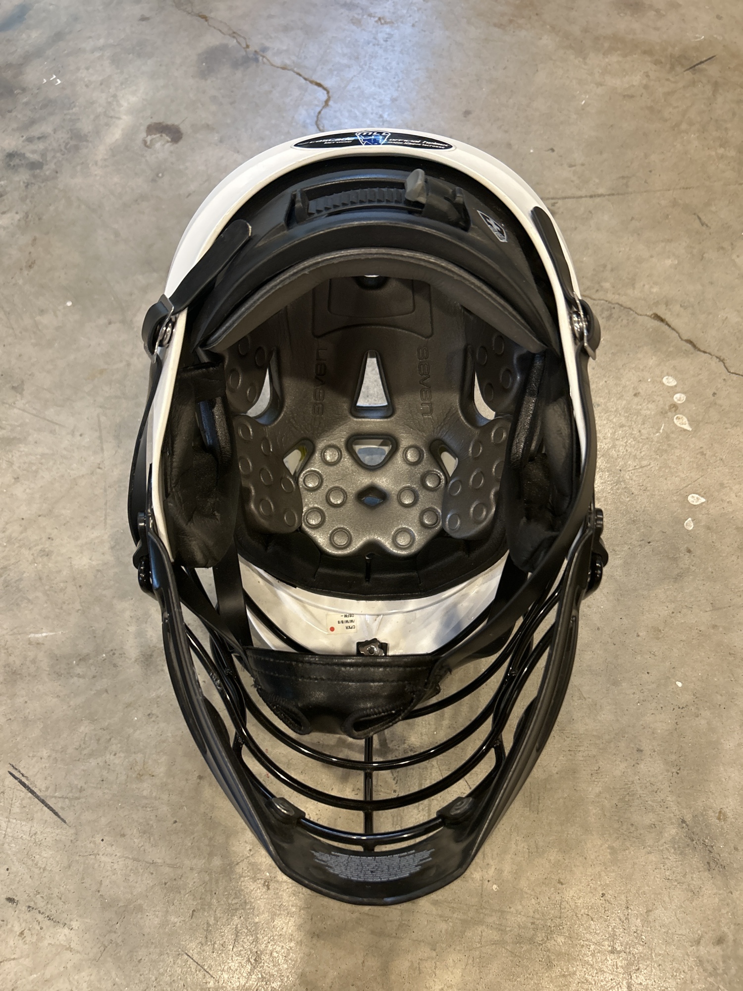 Player's Cascade CPX-R Helmet | SidelineSwap